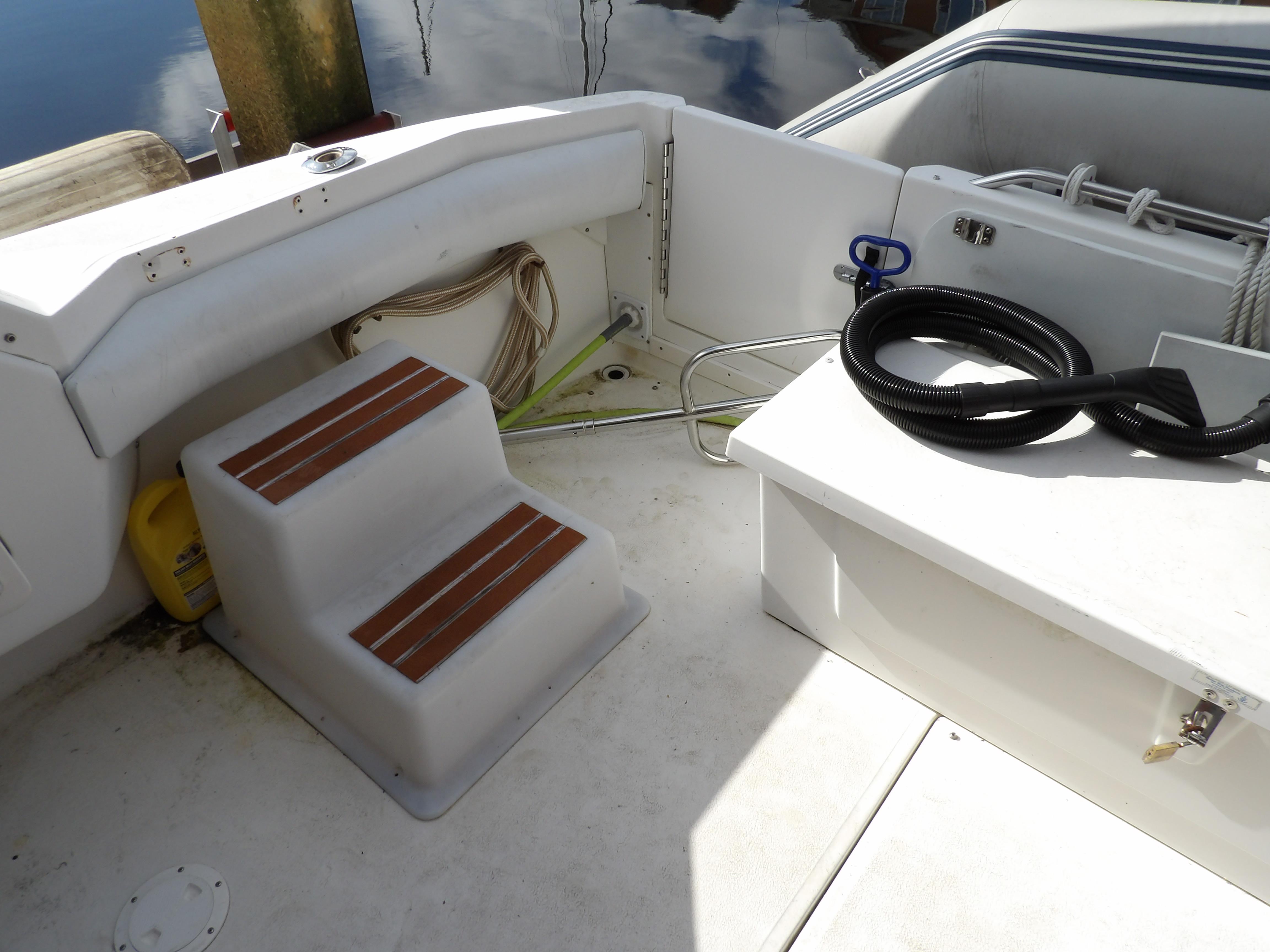 1993 Sea Ray 370 Sedan Bridge Motor Yacht for sale - YachtWorld