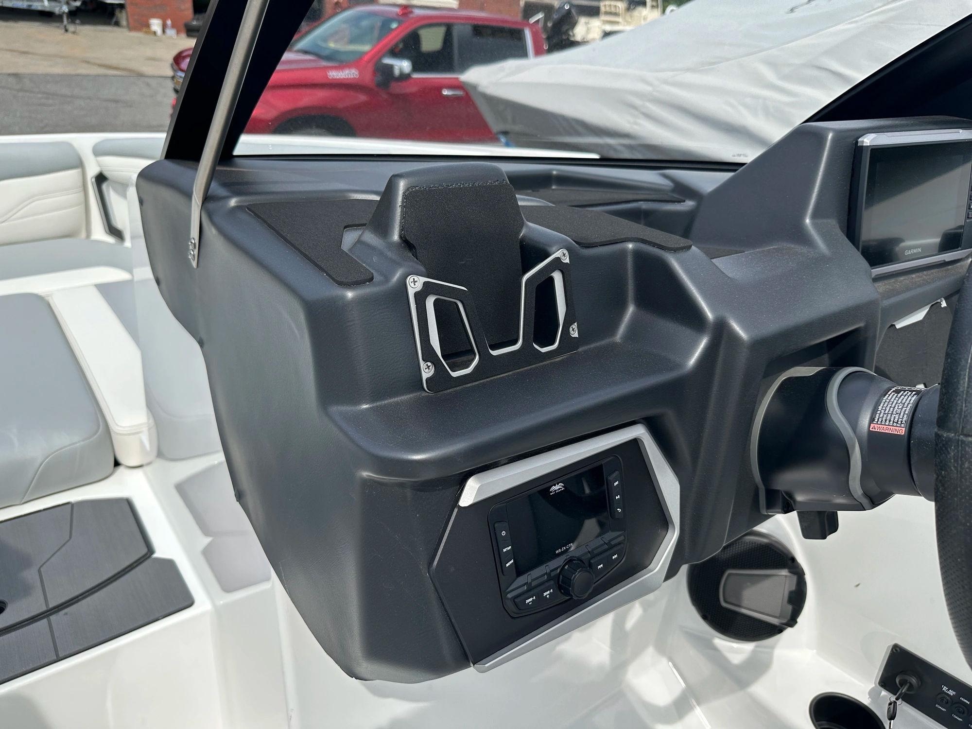 2024 Axis T220-r Waterskiboten te koop- YachtWorld