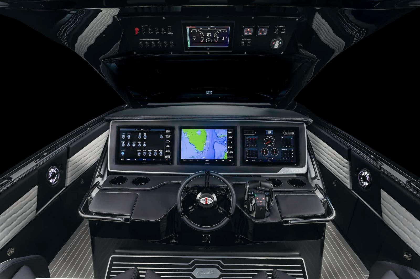 2025 Cigarette 42 Auroris Center Console for sale - YachtWorld