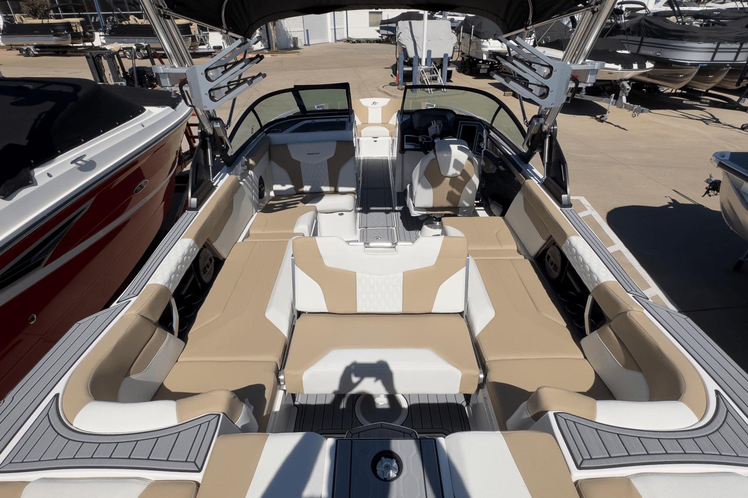 2024 MasterCraft XT25 Bateaux ski nautique/wakeboard à vendre - YachtWorld