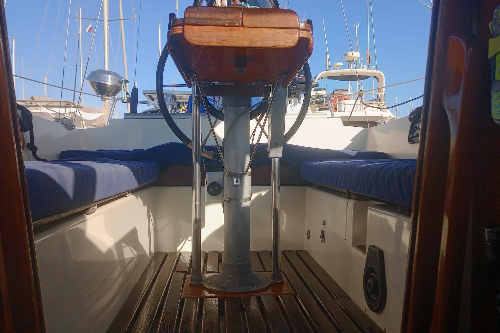 Occasion 1982 Contest 32 CS Ketch - Alicante | Annonces du Bateau