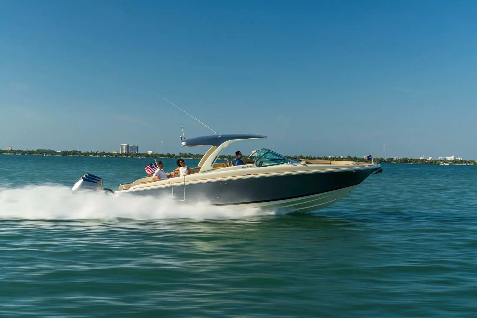 New Chris-Craft Launch 35 GT in Florida - iNautia
