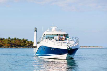 Used Motor Yachts for Sale from 50 to 60 feet - SYS Yacht Sales