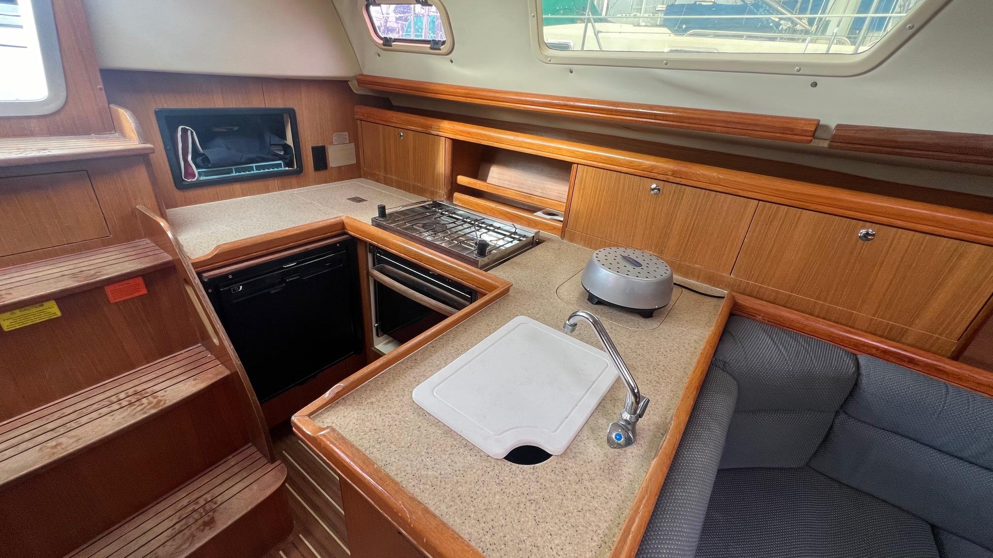 2007 Hunter 33 Cruiser for sale - YachtWorld