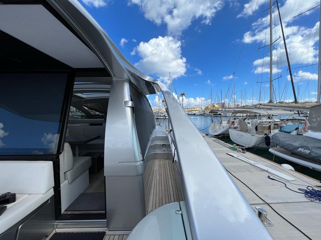 2019 Pershing 5x Cruiser for sale - YachtWorld