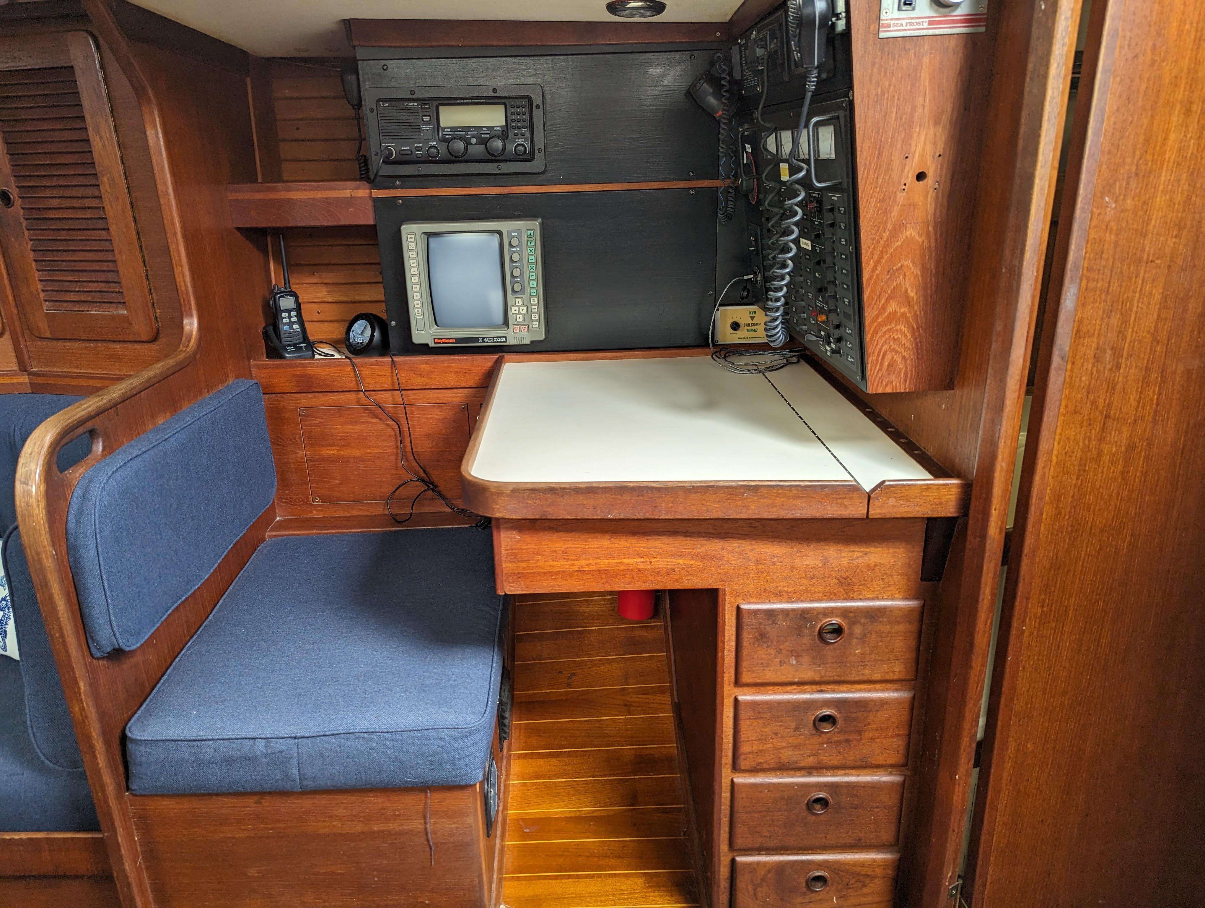 1991 Sabre 425 Sloop for sale - YachtWorld