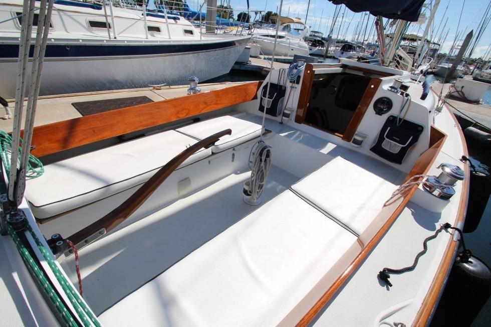 2007 Alerion Express 28 Cruiser for sale - YachtWorld
