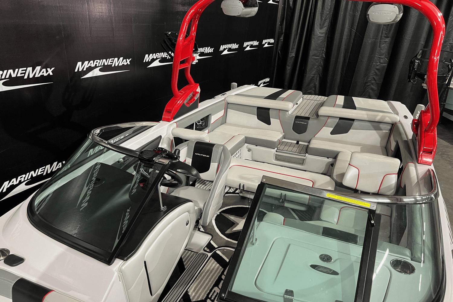 2013 Nautique Super Air Nautique 230 Wasserski/Wakeboard-Boot Kaufen ...