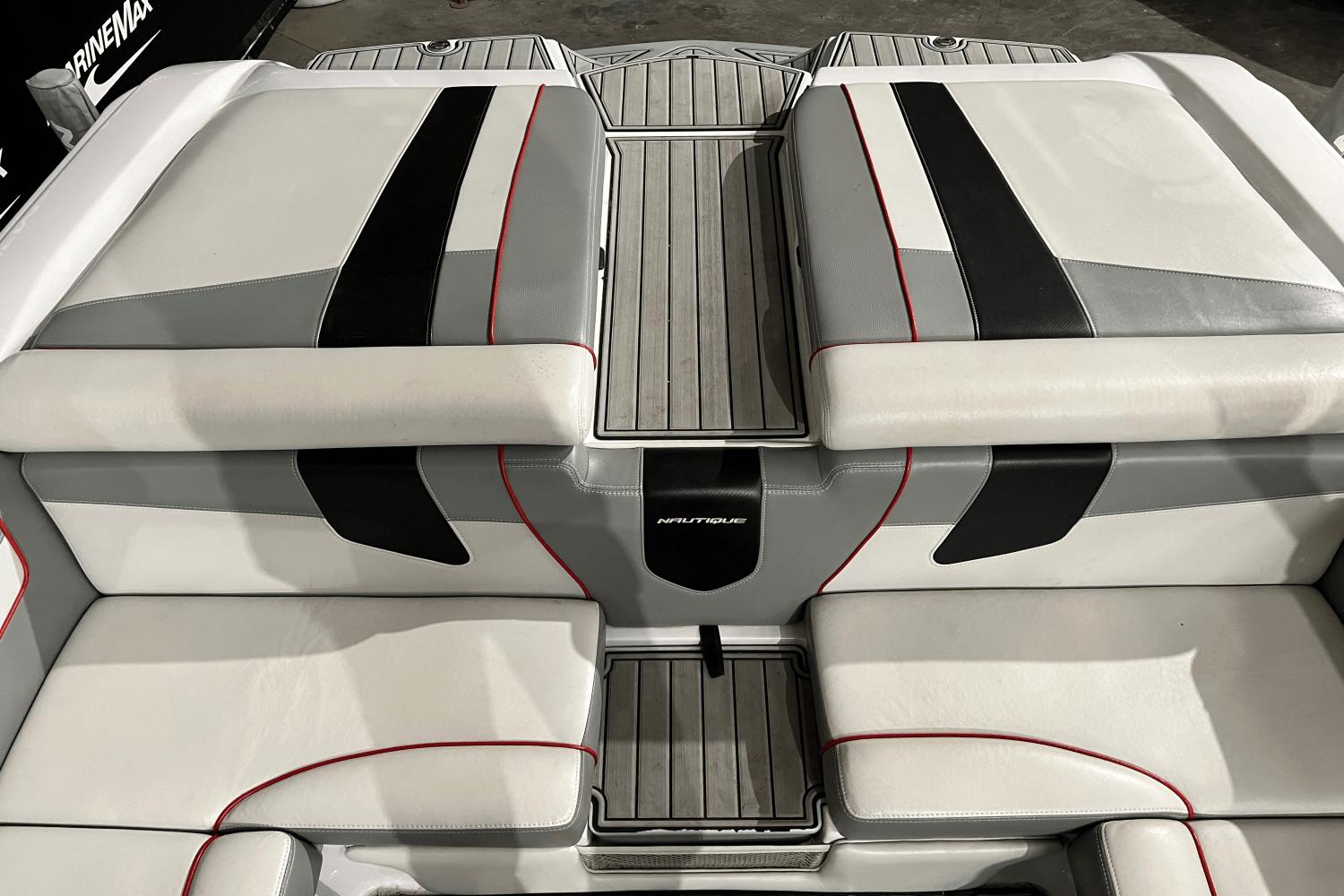 2013 Nautique Super Air Nautique 230 Wasserski/Wakeboard-Boot Kaufen ...