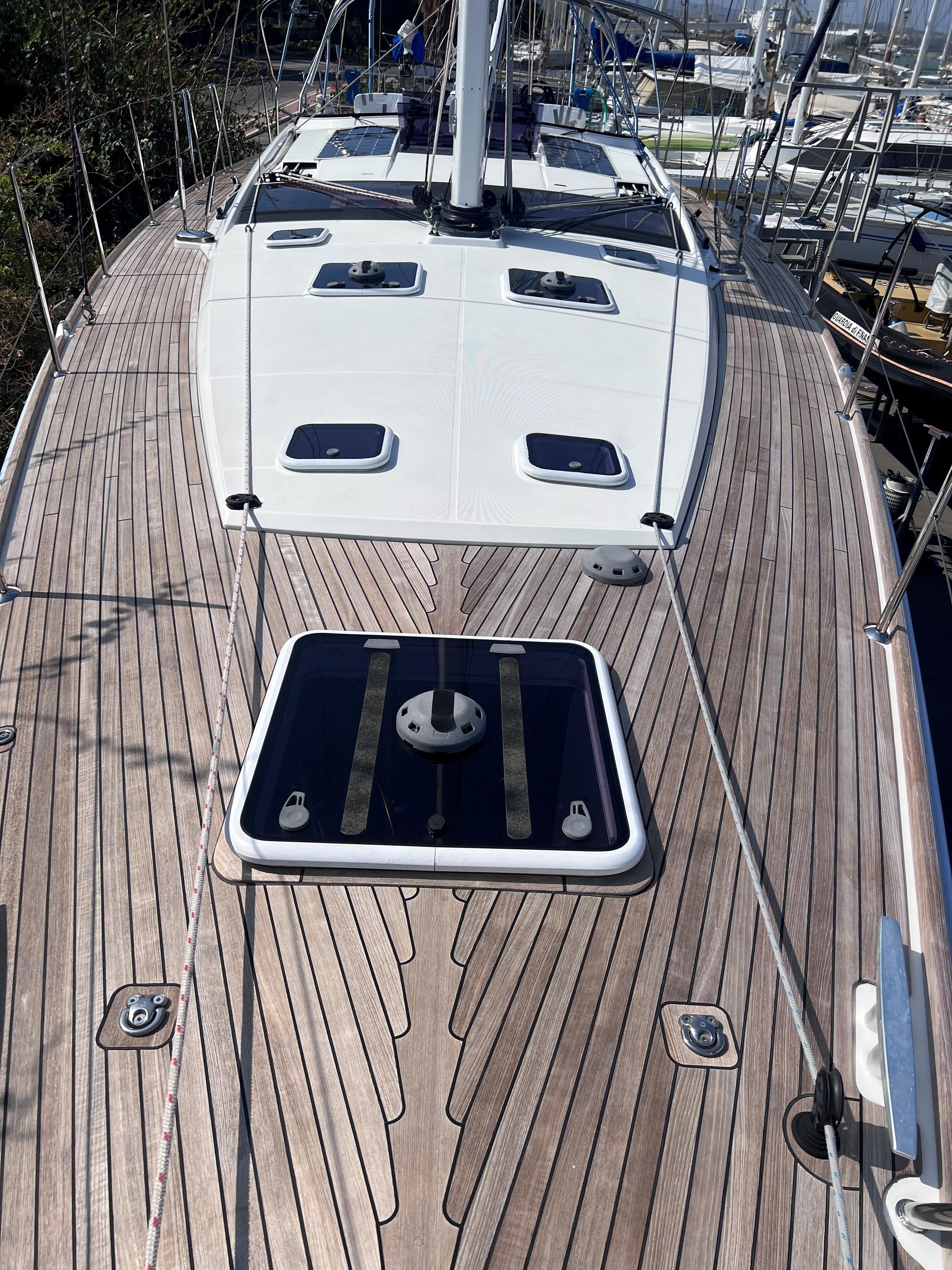 2018 Jeanneau 58 Cruiser for sale - YachtWorld