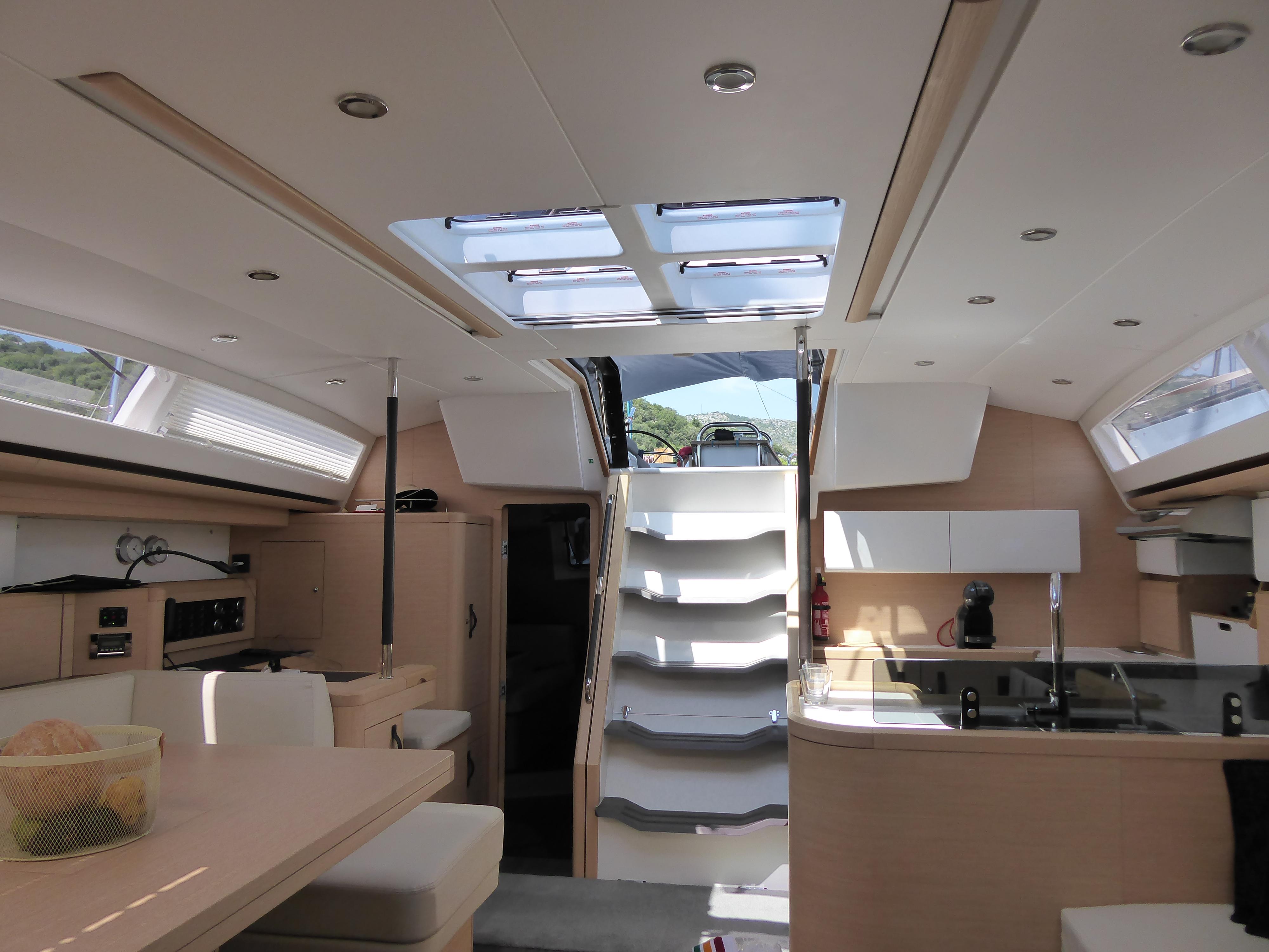 2018 Jeanneau 58 Barche da crociera (a vela) in vendita- YachtWorld