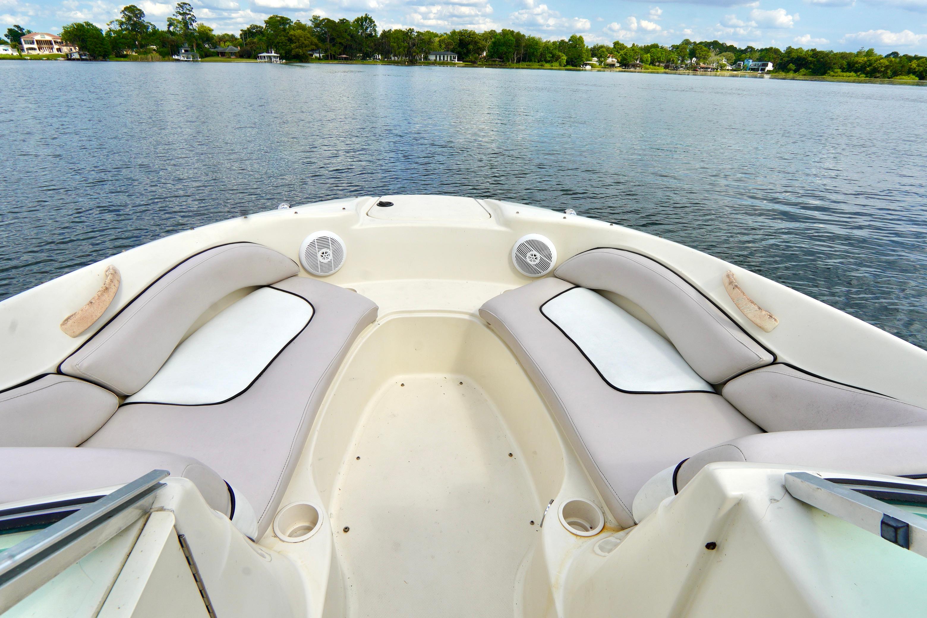 2003 Sea Ray 200 Bow Rider Runabout for sale - YachtWorld