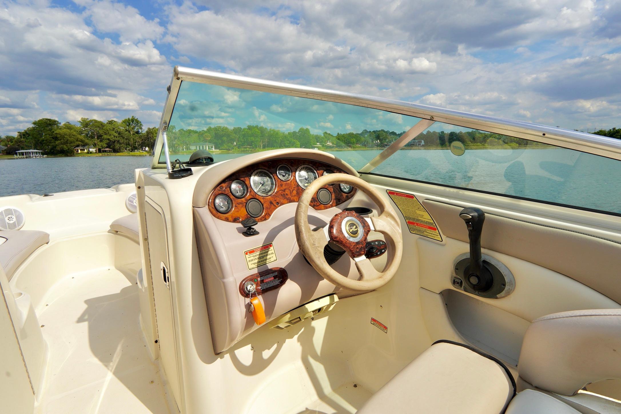 2003 Sea Ray 200 Bow Rider Runabout for sale - YachtWorld