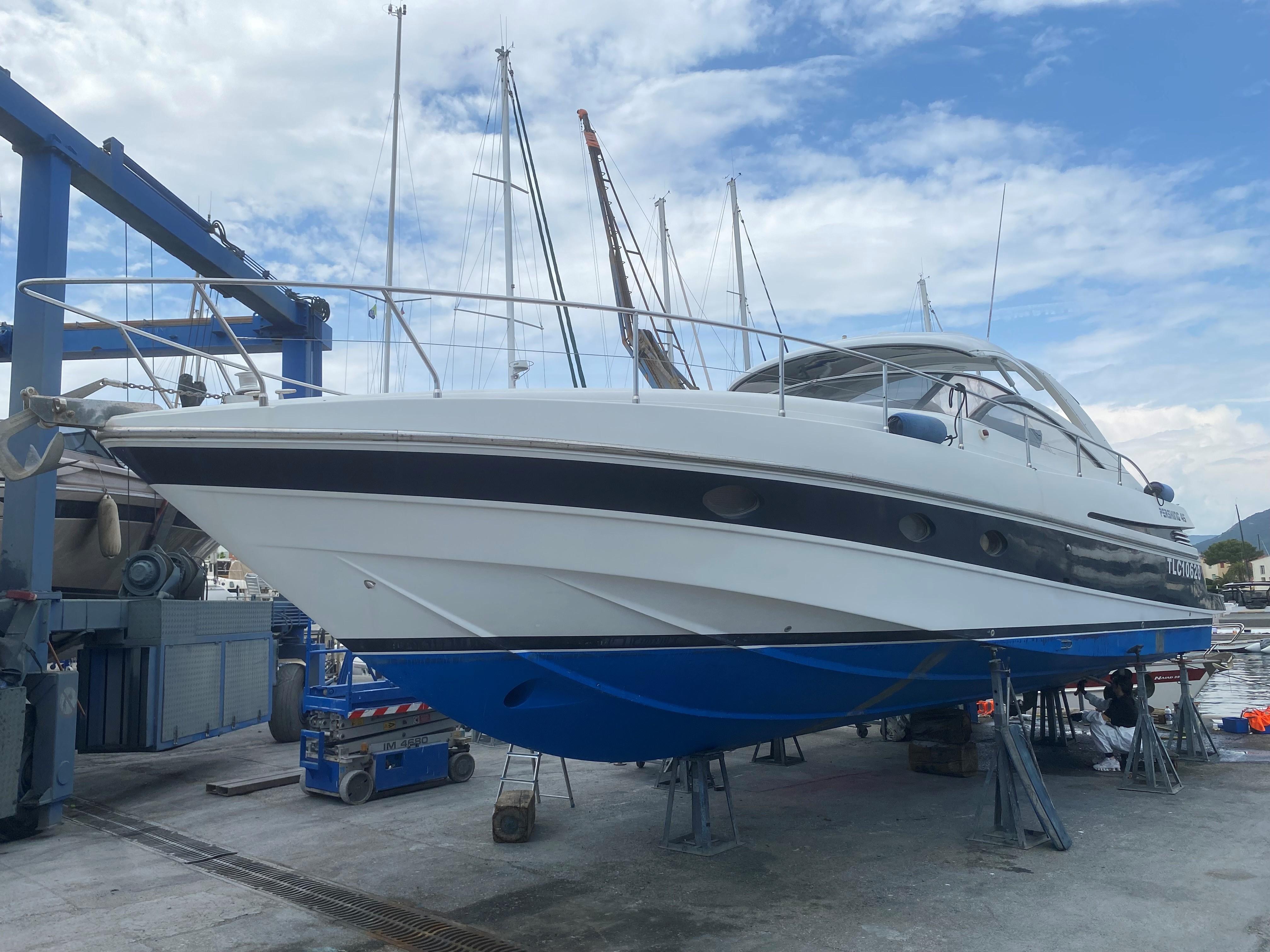 Pershing 45 | 2003 | 14m - 83 - Var | Boatshop24