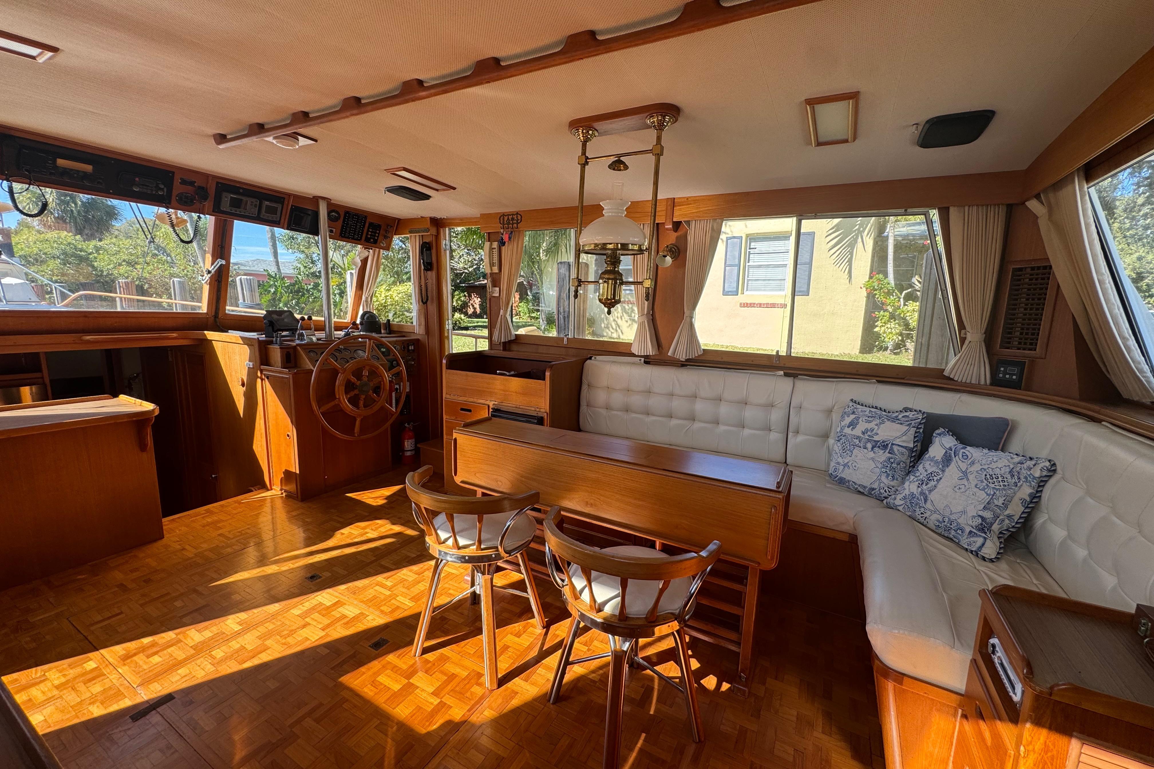 Tweedehands 1990 Grand Banks 46 Classic Sarasota, Florida 137,013 ...