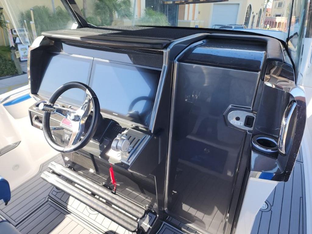 2024 Nor-Tech 400 Supersport Center Console for sale - YachtWorld