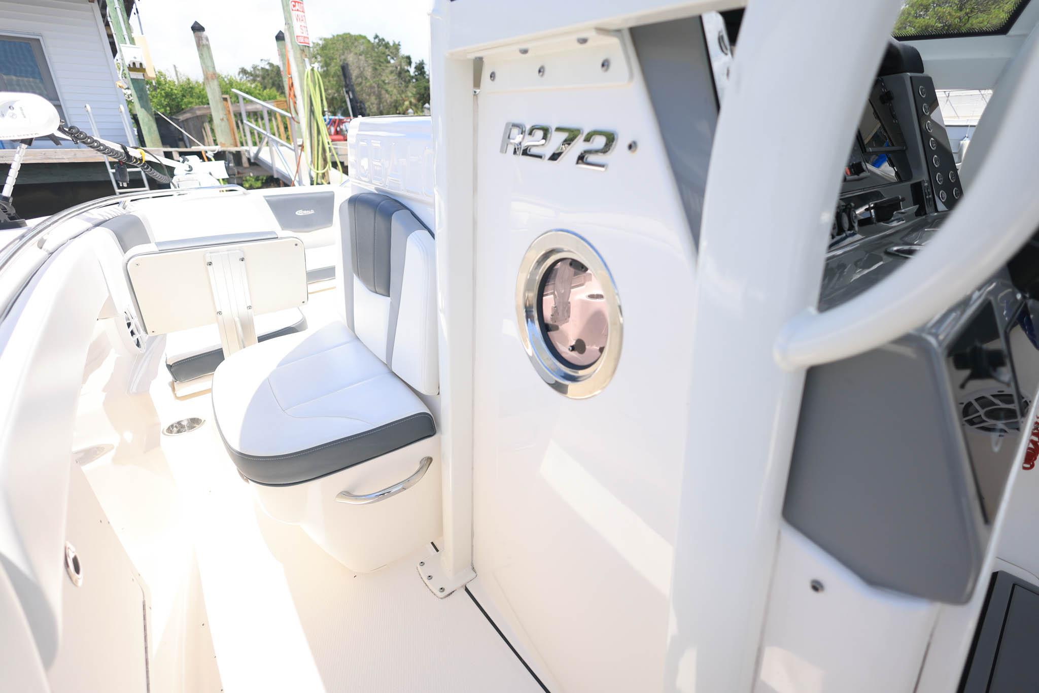 2021 Robalo R272 Center Console Center Console for sale - YachtWorld