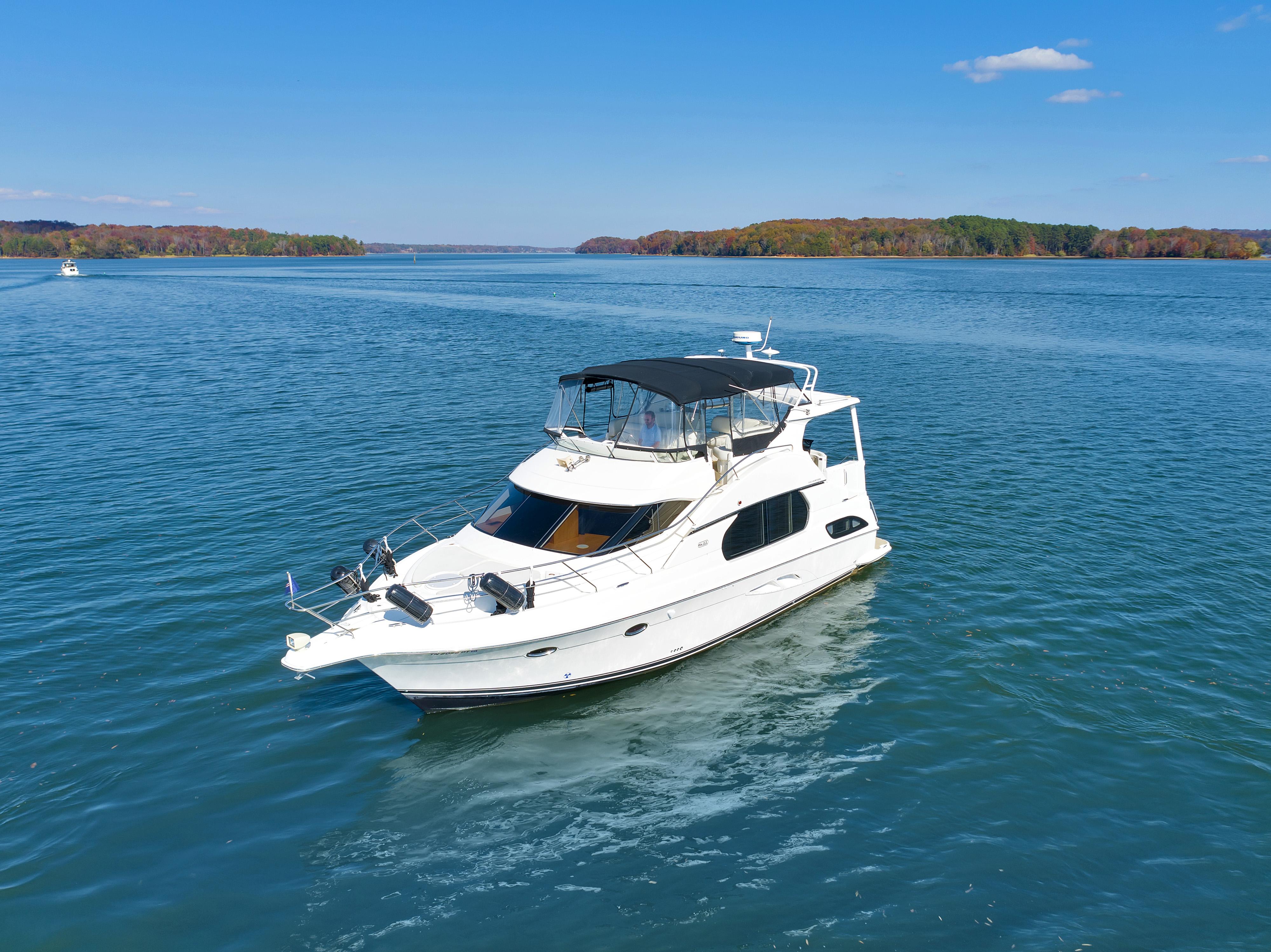 2002 Silverton 43 Motor Yacht Motor Yachts for sale - YachtWorld