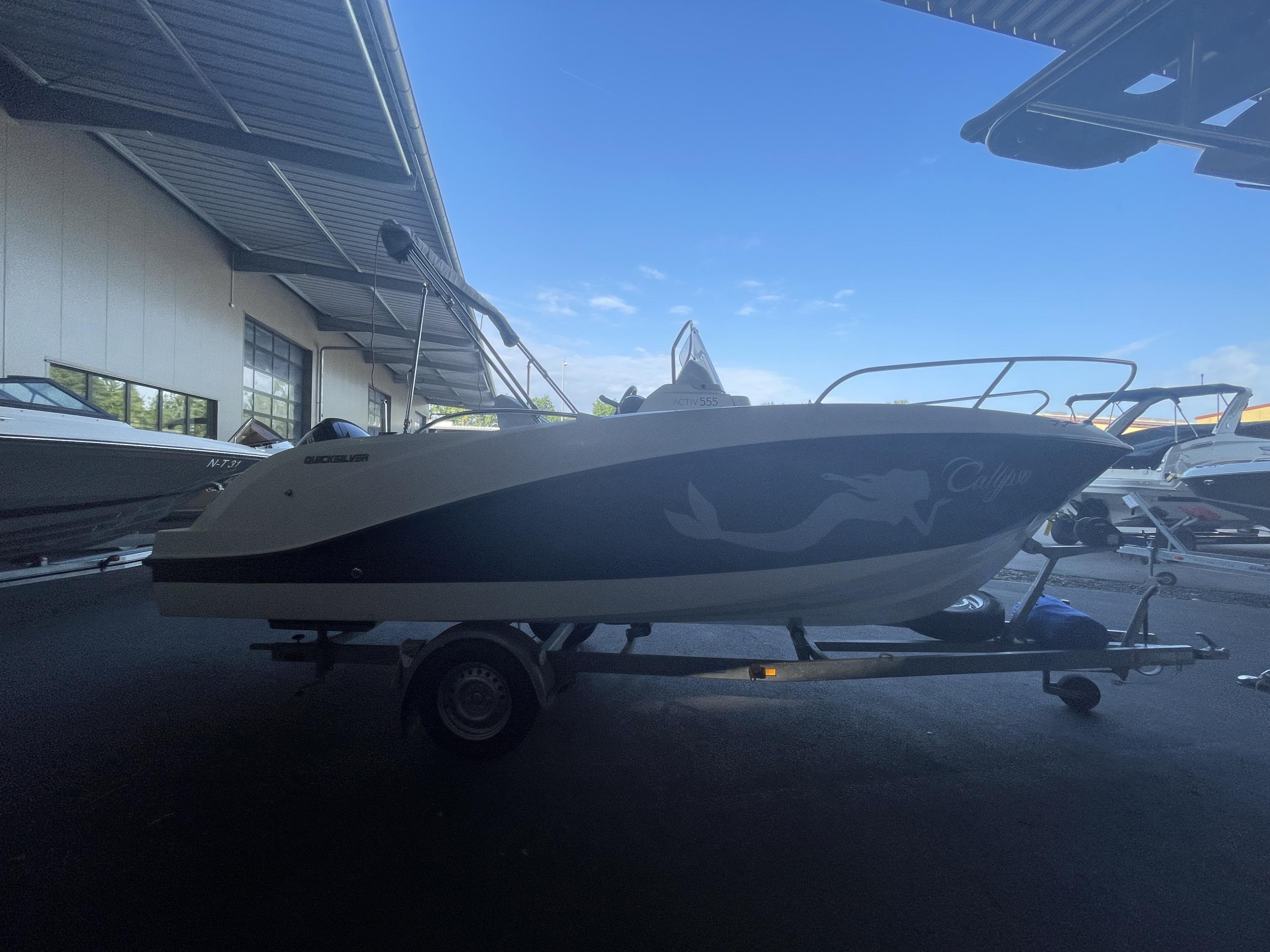 Quicksilver Activ 555 Open | 2014 | 5m - Bavaria | Boatshop24