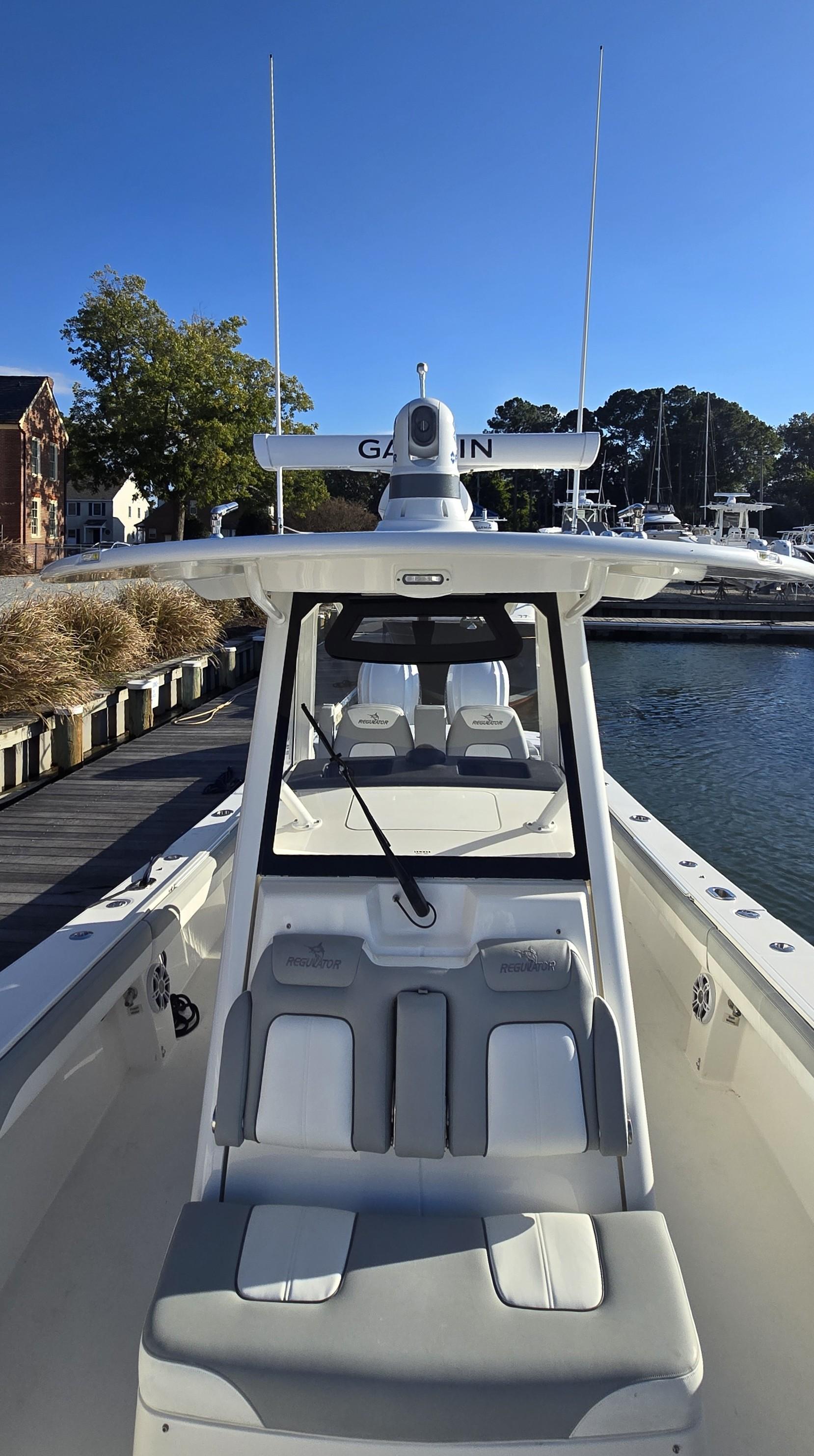 2021 Regulator 34 Center Console Center Console for sale - YachtWorld