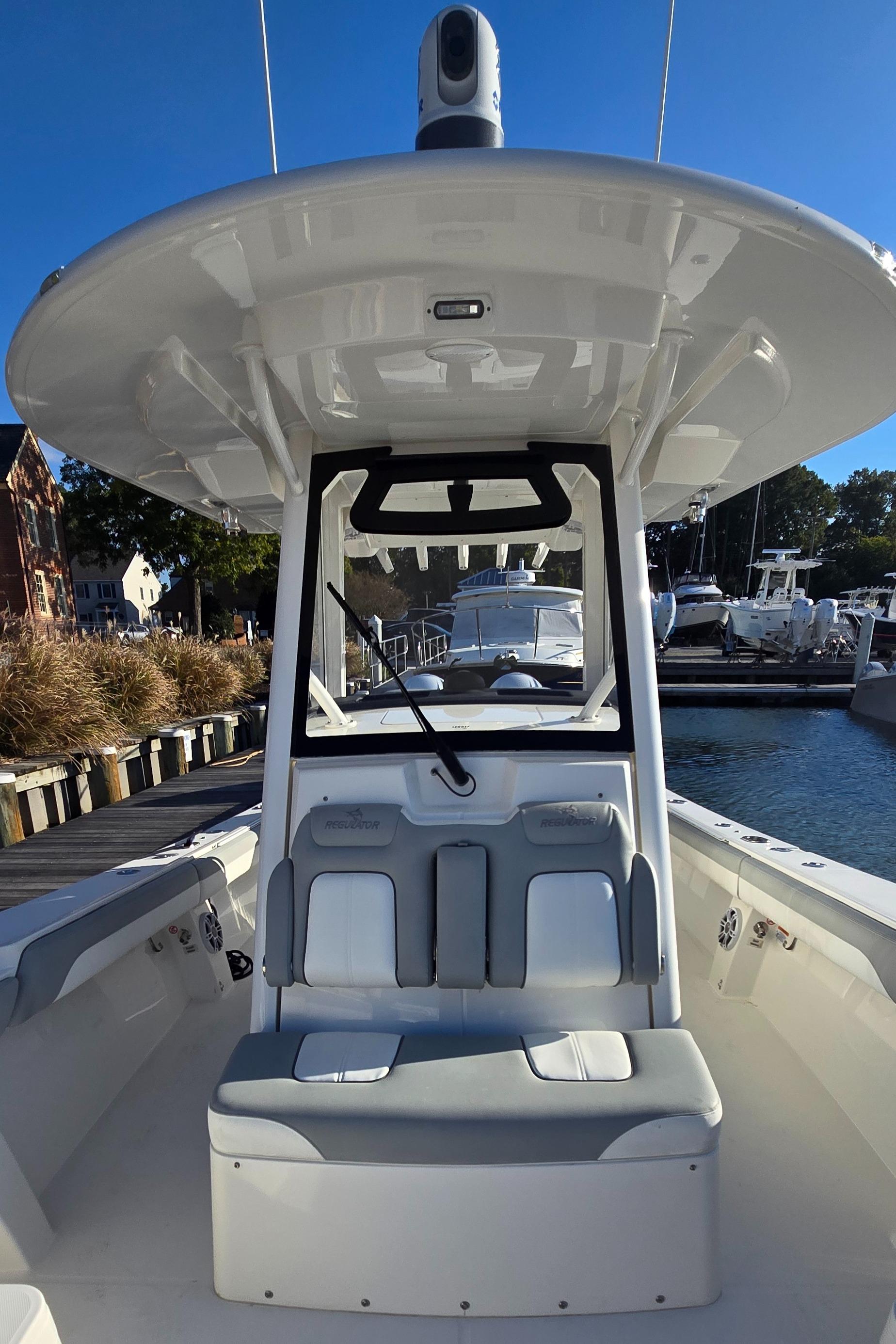 2021 Regulator 34 Center Console Center Console for sale - YachtWorld