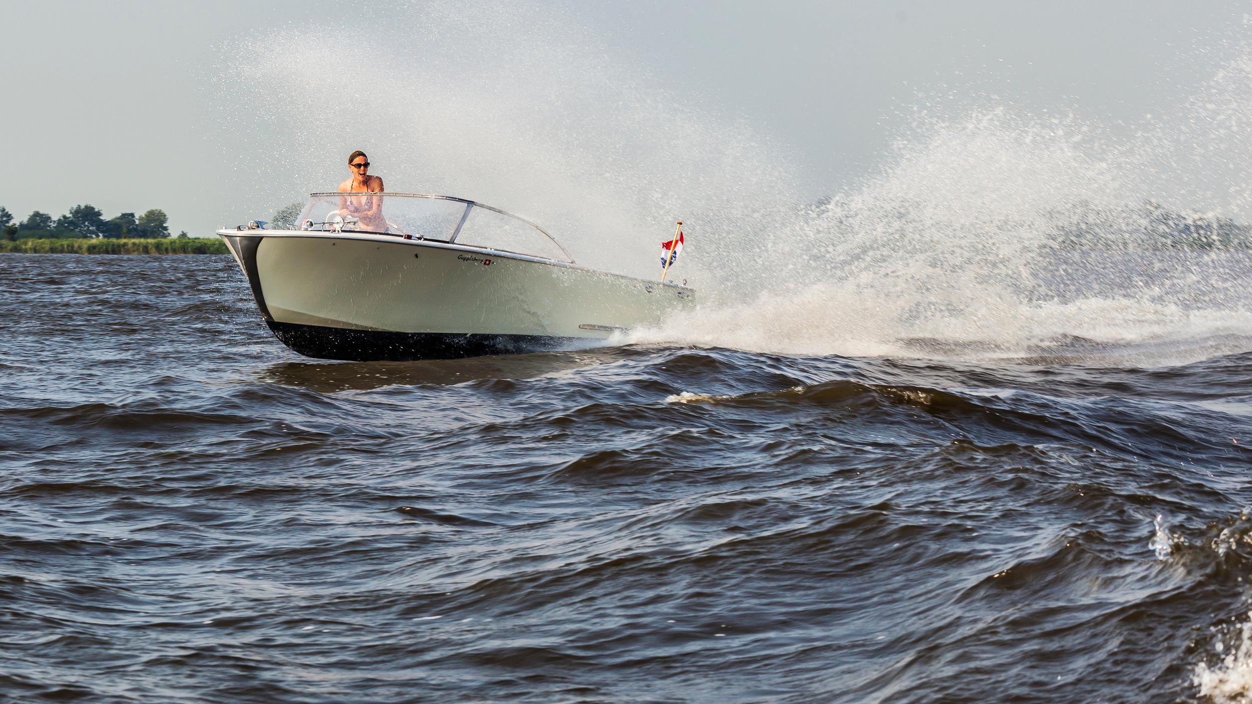 Guggisberg Motorboten Impala Runabout 595 6m 1969, Sports Cruiser | Boot24