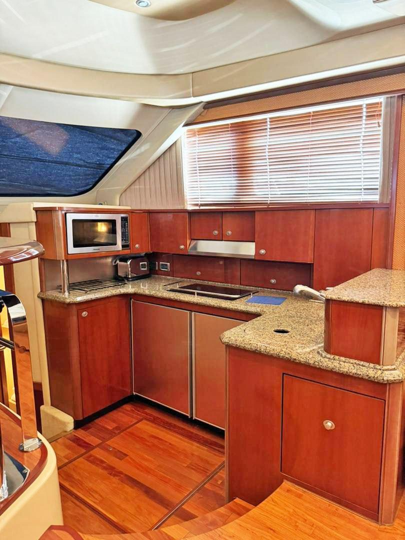 2006 Sea Ray Sedan Bridge Flybridge for sale - YachtWorld