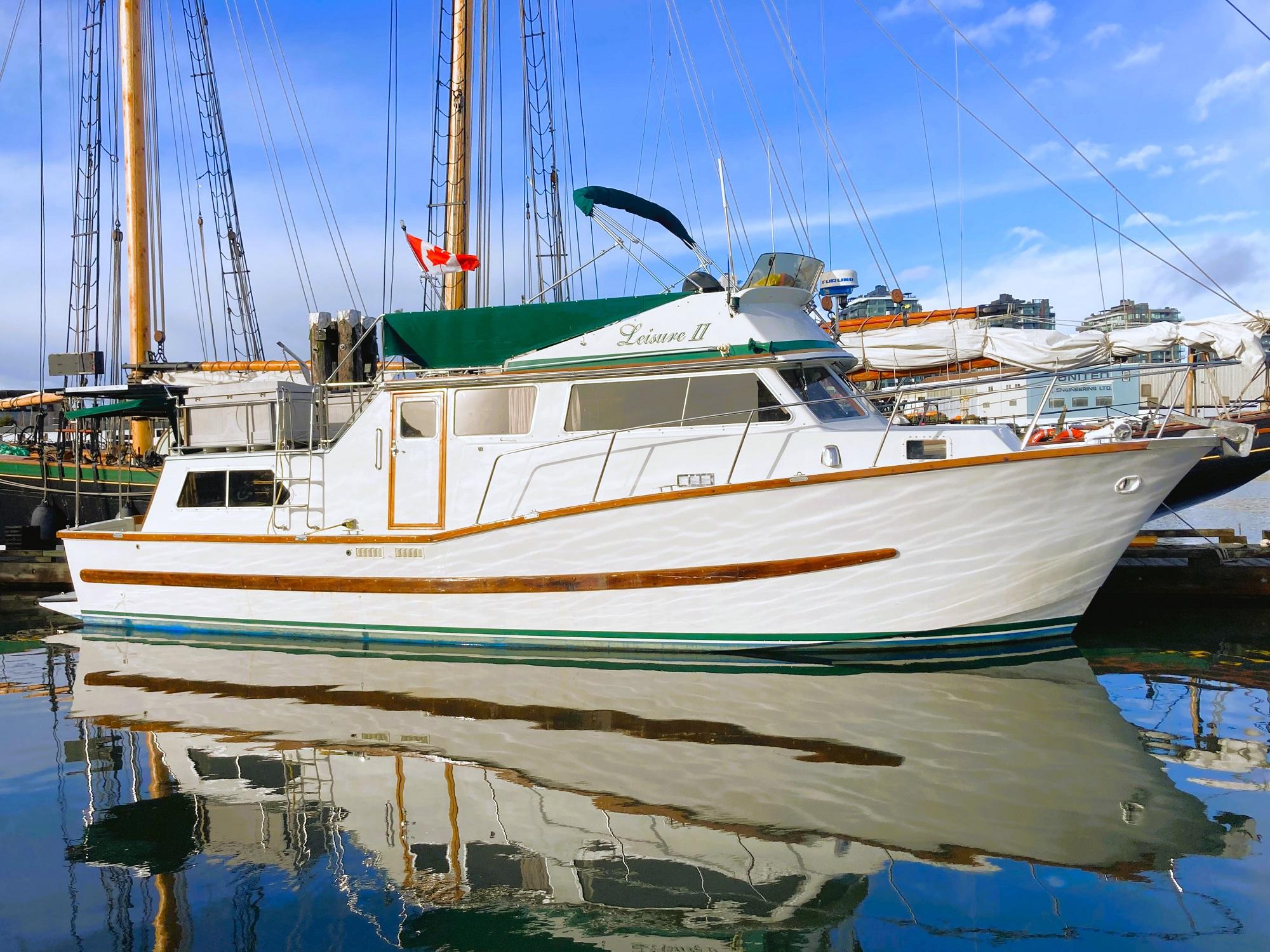 1976 Trawler Permaglass 40 Tri-Cabin Trawlers te koop- YachtWorld