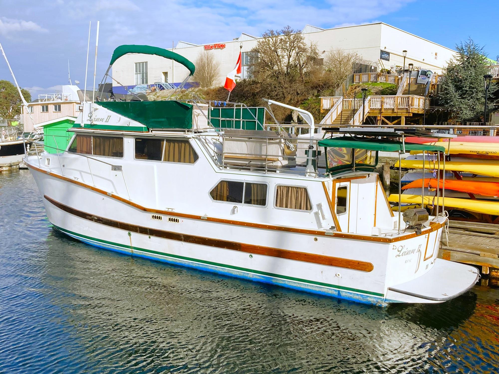 1976 Trawler Permaglass 40 Tri-Cabin Trawlers te koop- YachtWorld