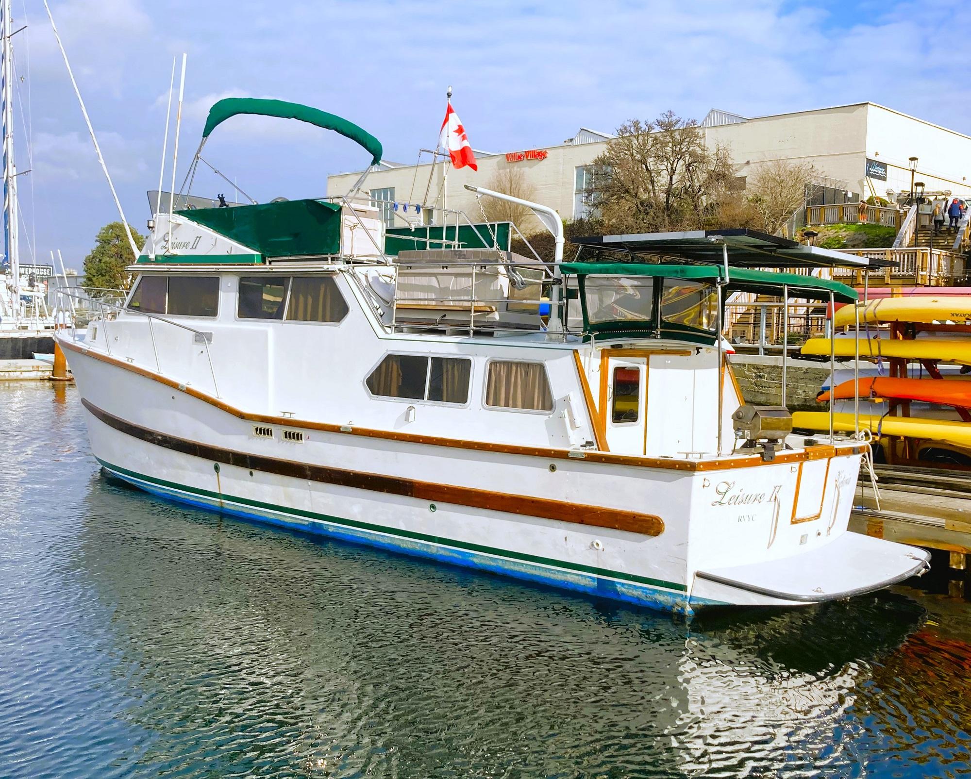 1976 Trawler Permaglass 40 Tri-Cabin Trawlers te koop- YachtWorld
