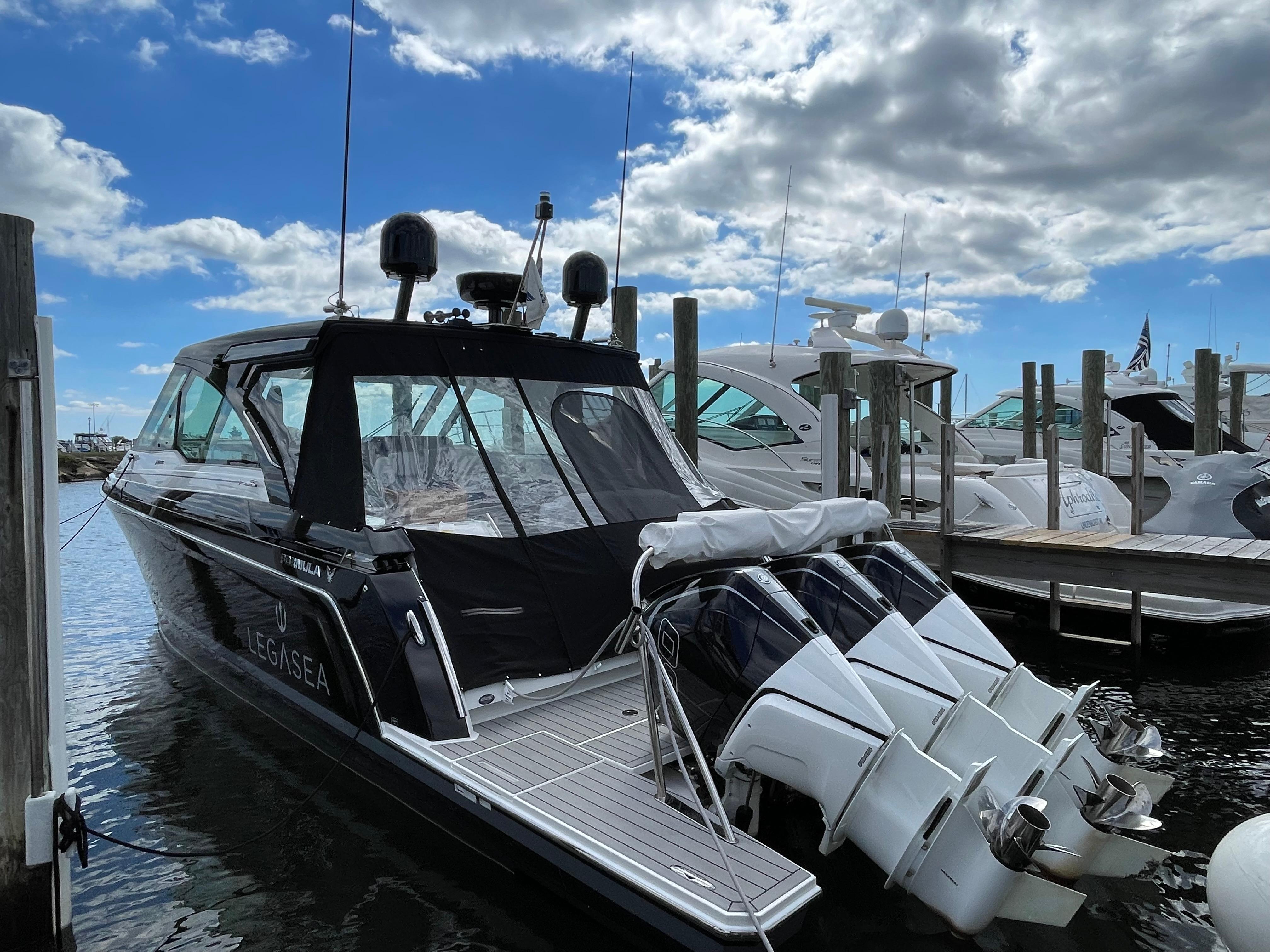 2022 Formula 380 Super Sport Crossover OB Cruiser for sale - YachtWorld