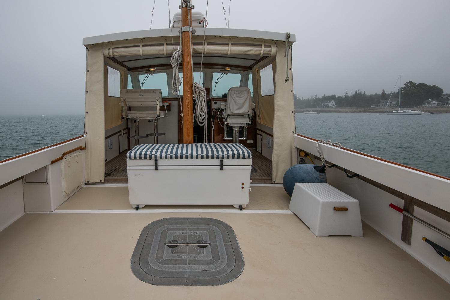 2000 Wilbur 34 Downeast for sale - YachtWorld