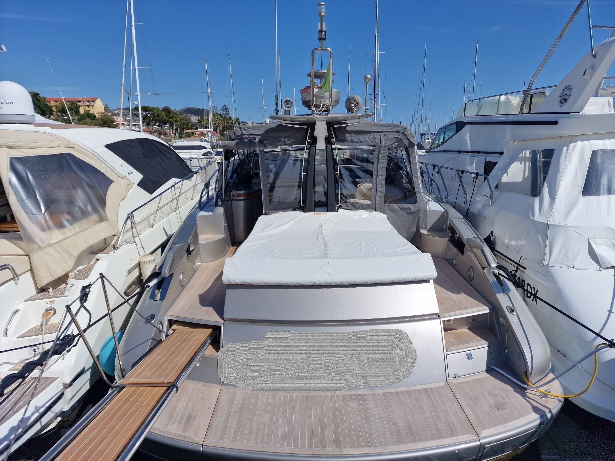 2006 Riva 52 Rivale Express Cruiser for sale - YachtWorld