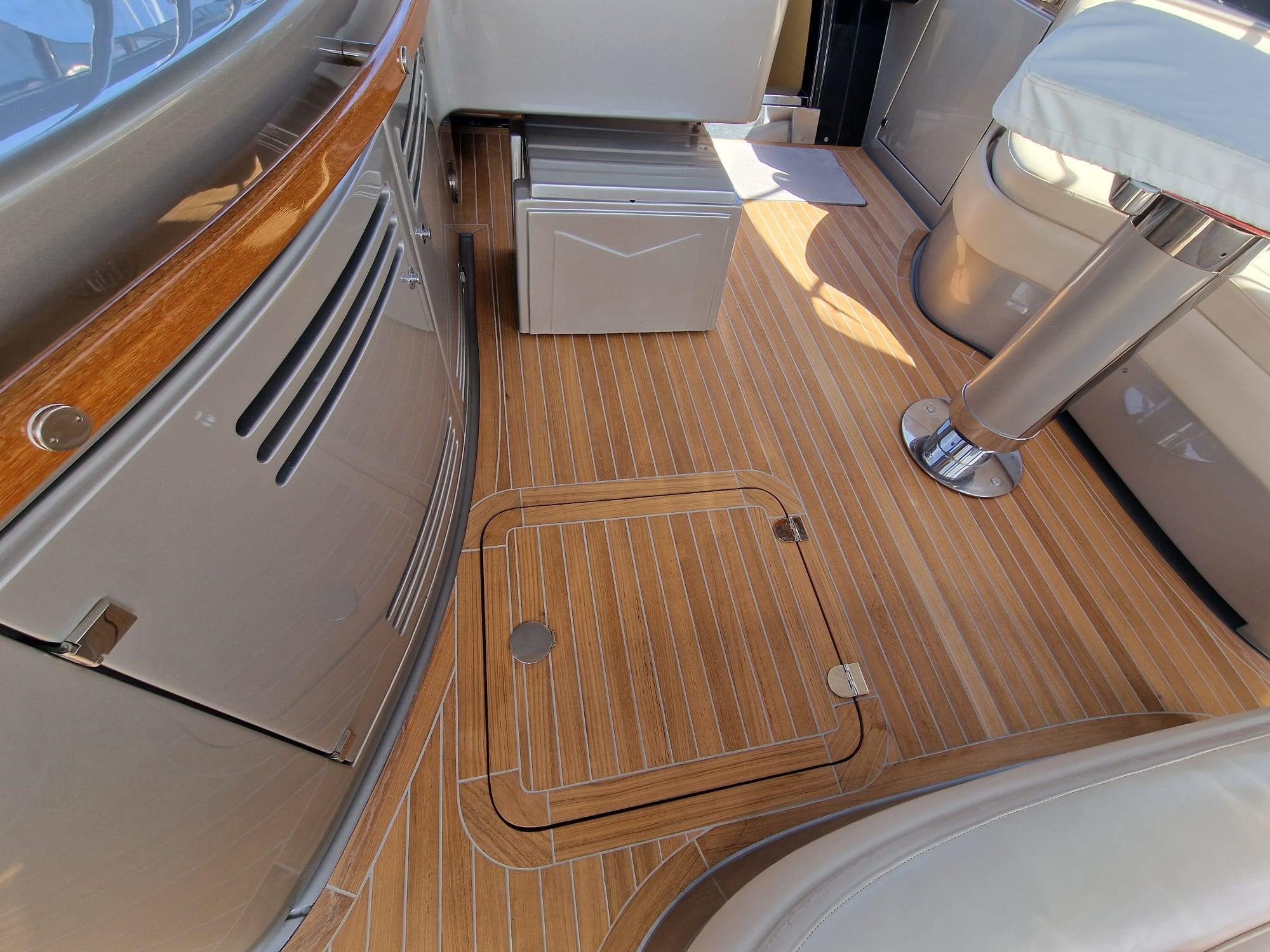 2006 Riva 52 Rivale Express Cruiser for sale - YachtWorld