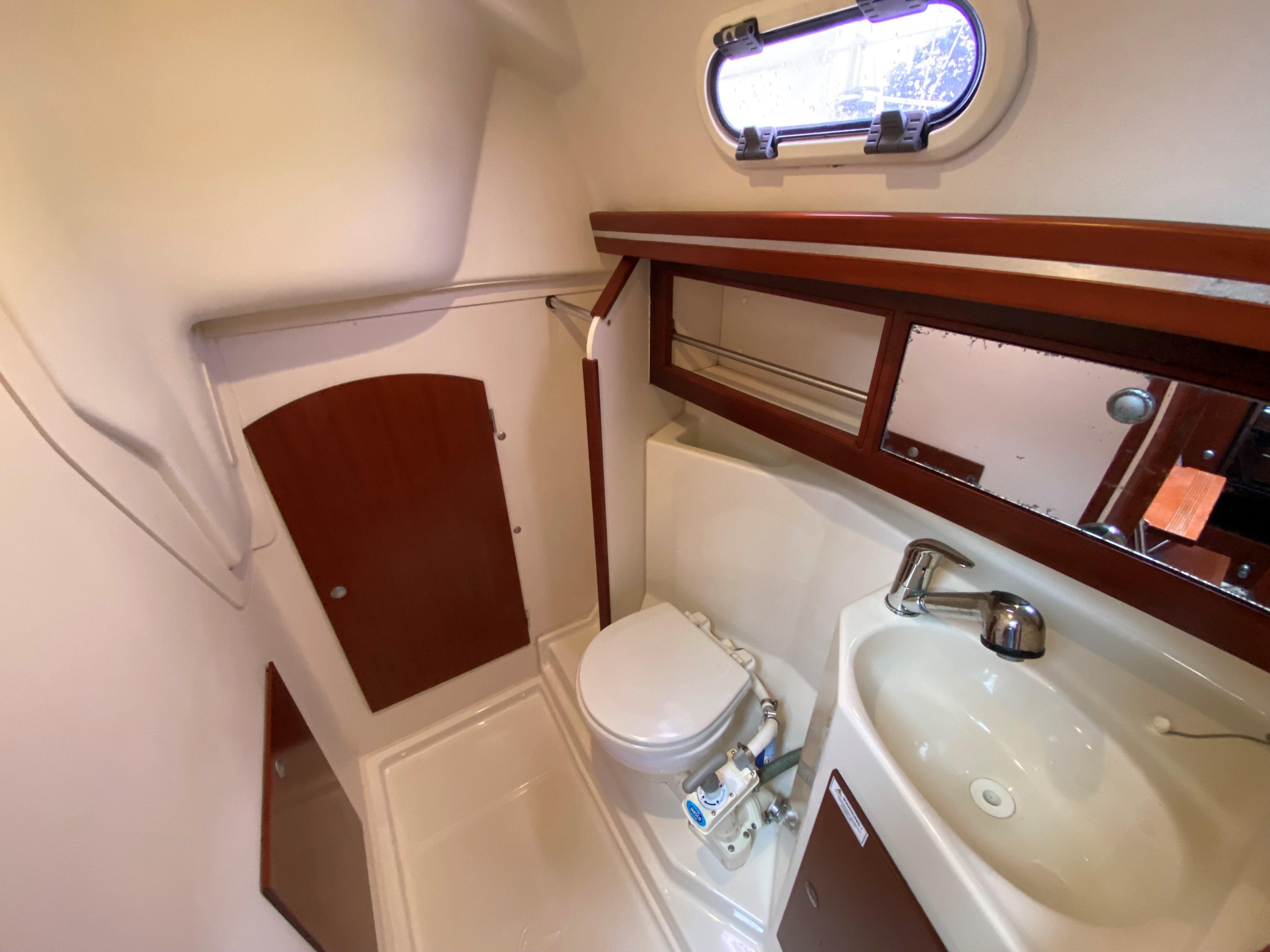 2007 Hanse 315 Cruiser for sale - YachtWorld