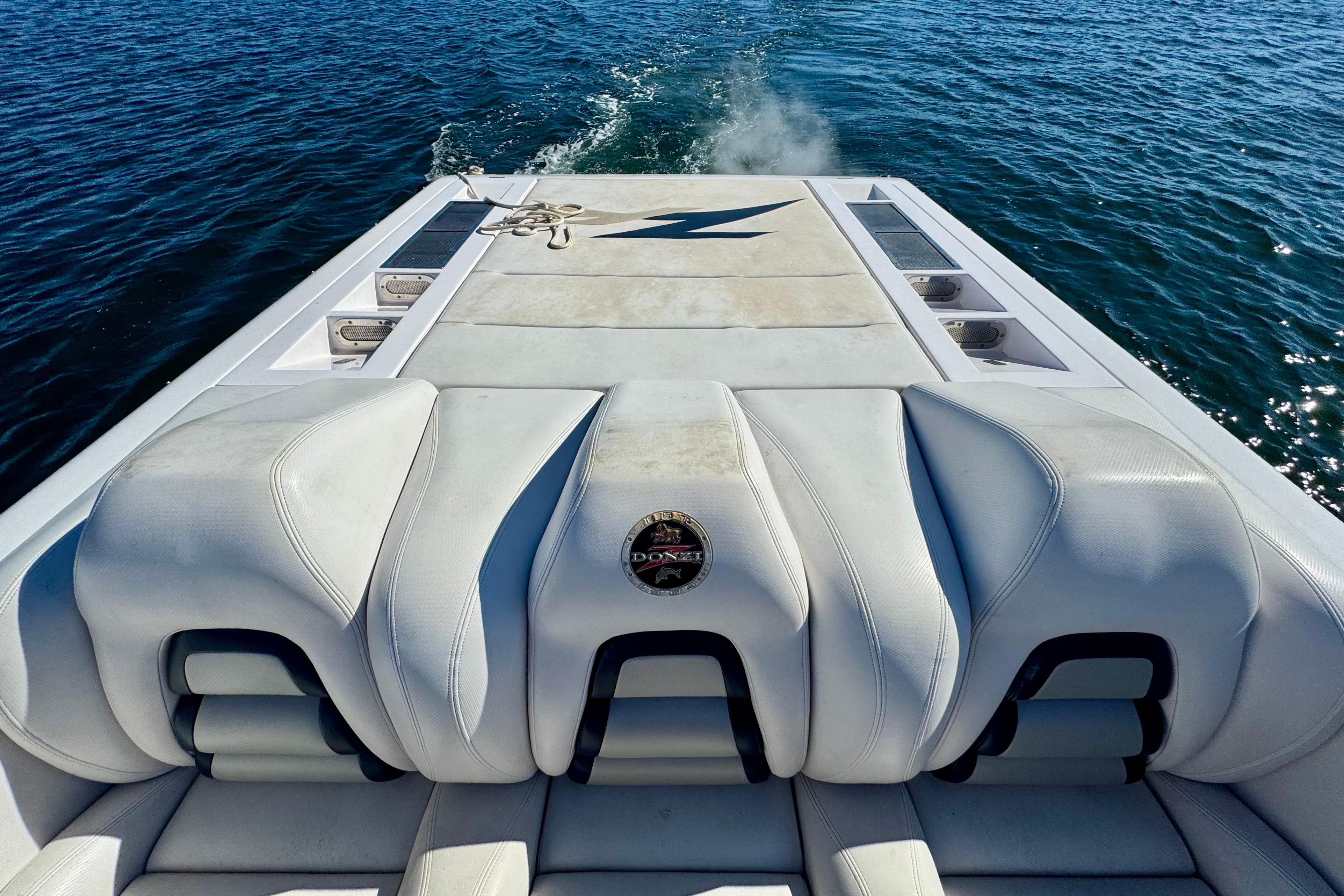 2015 Donzi 38 ZR High Performance for sale - YachtWorld