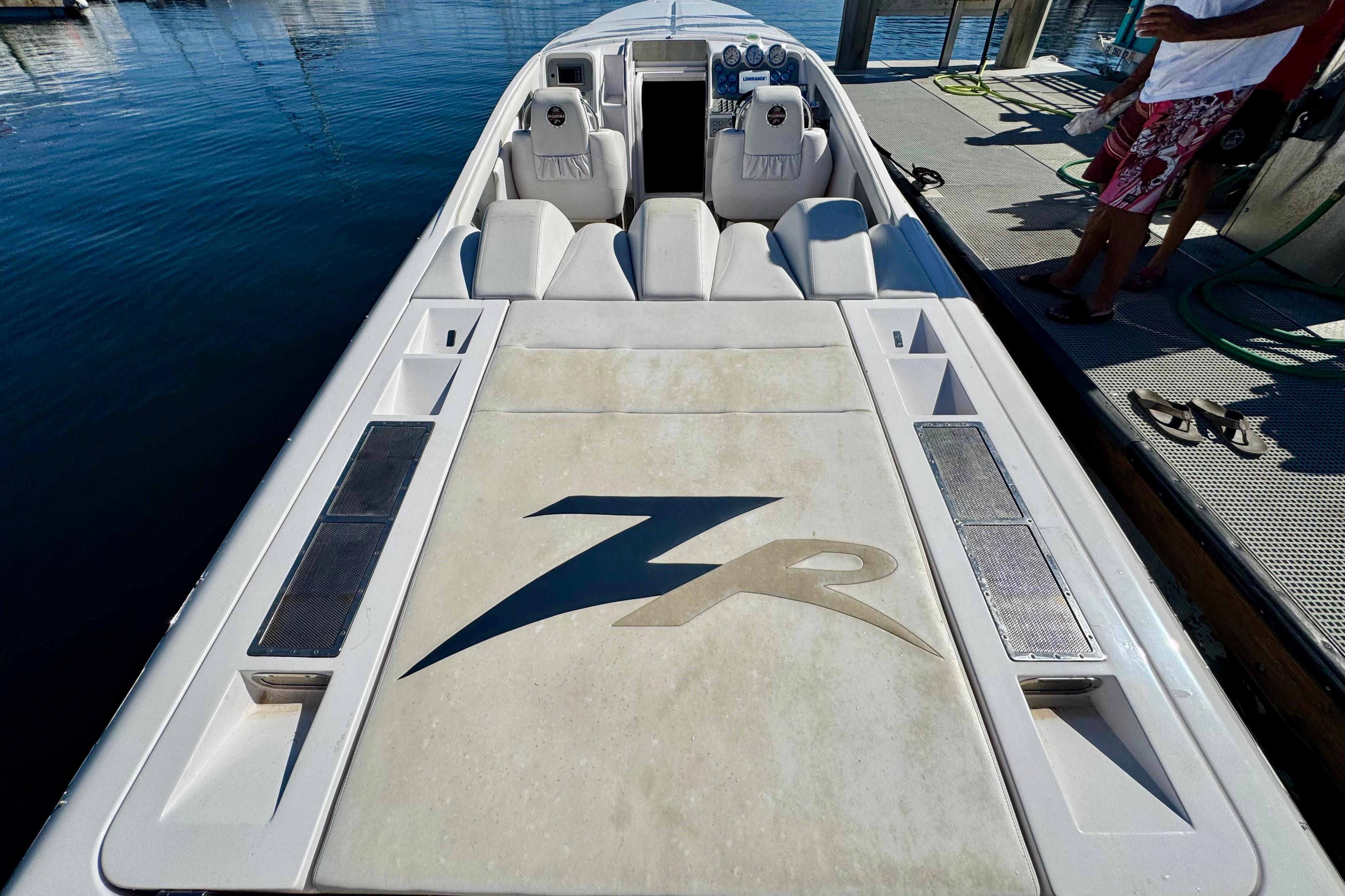 2015 Donzi 38 ZR High Performance for sale - YachtWorld