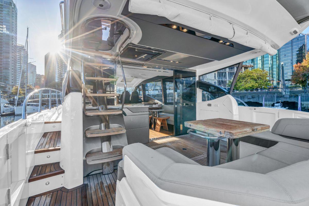 2018 Princess S60 Flybridge for sale - YachtWorld