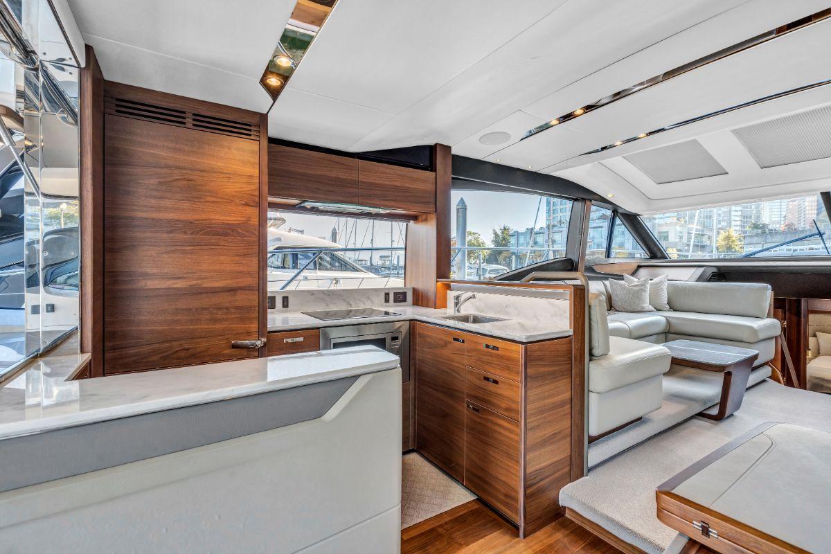 2018 Princess S60 Flybridge for sale - YachtWorld