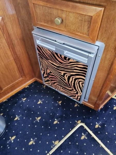 1989 Cruiser Vee Express Motor Yacht for sale - YachtWorld