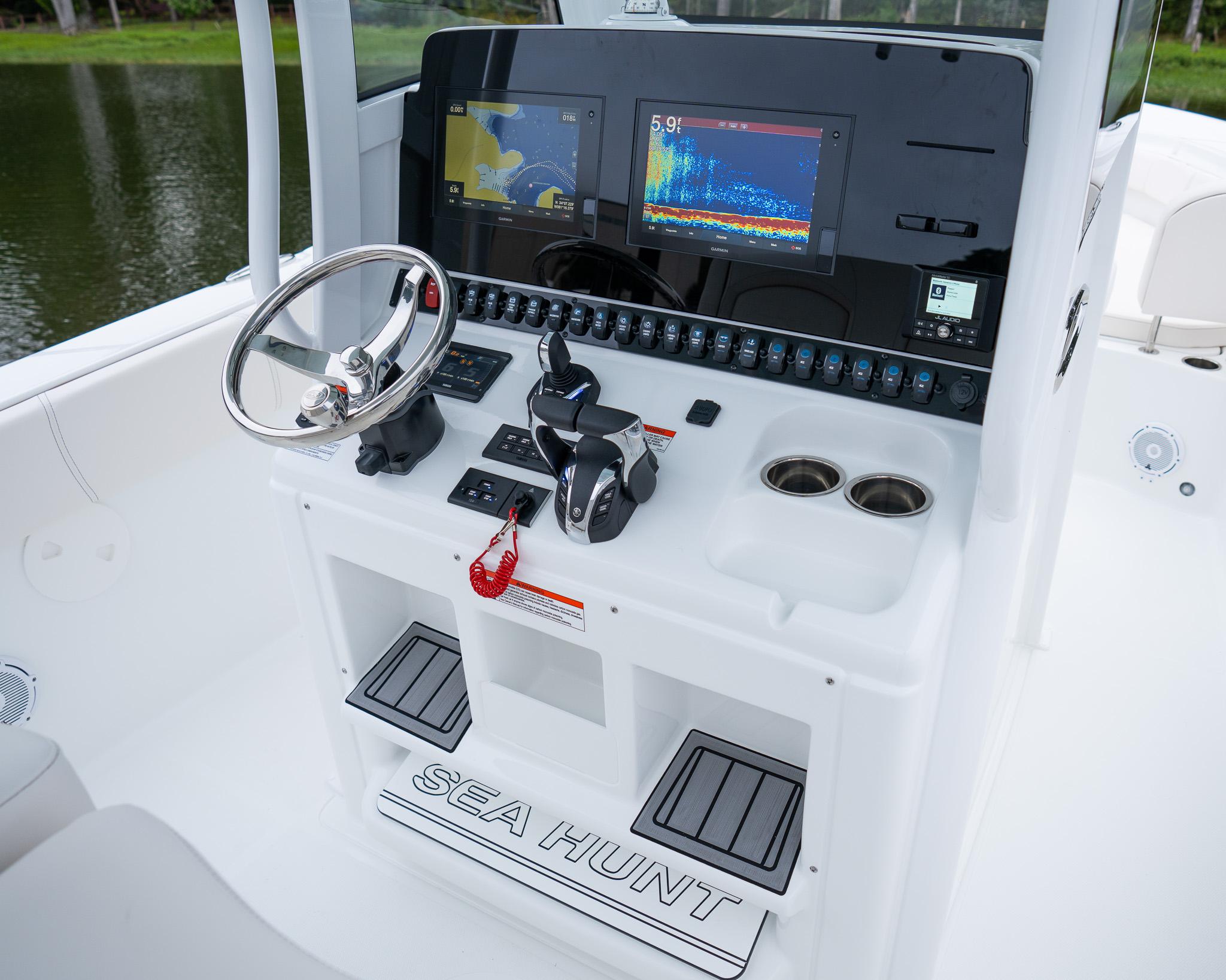 2024 Sea Hunt 305 SE Centre Console for sale - YachtWorld