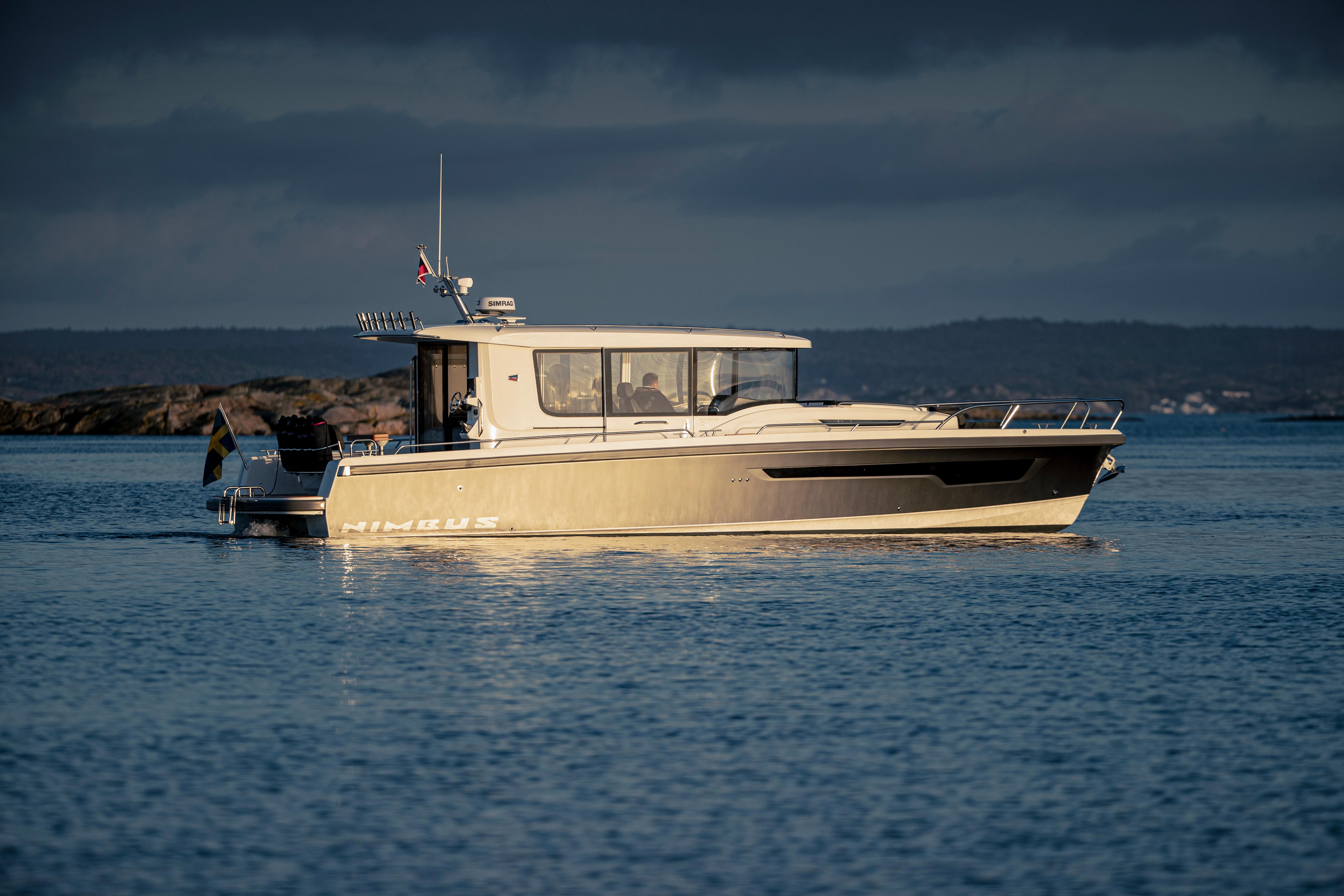 2024 Nimbus Commuter 11 Cruiser for sale - YachtWorld