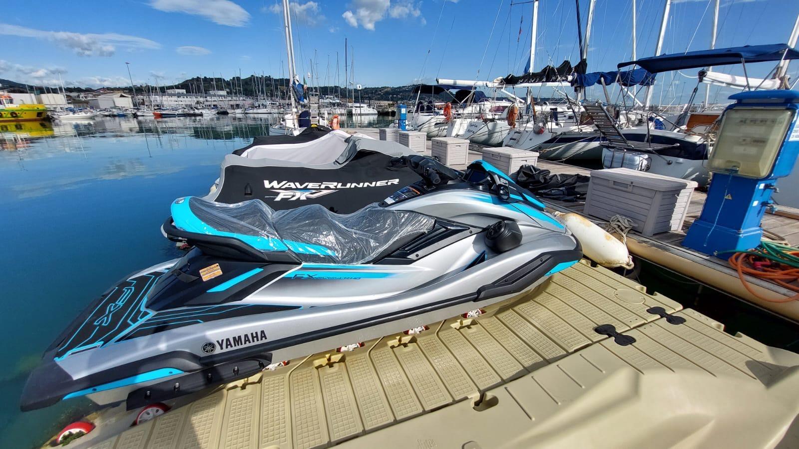 Yamaha WaveRunner FX Usado - Cosas de Barcos