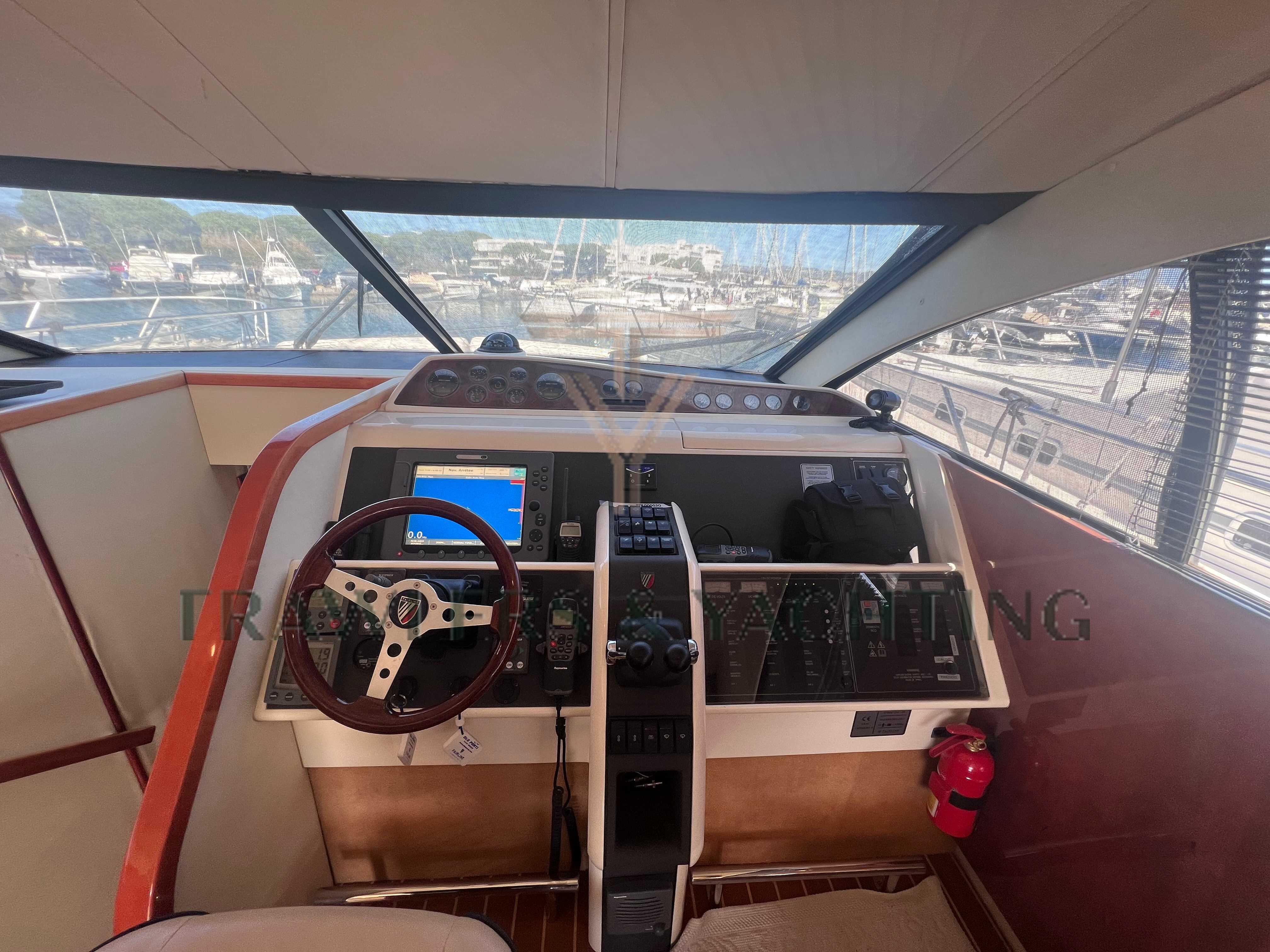 2005 Fairline Phantom 46 Flybridge for sale - YachtWorld