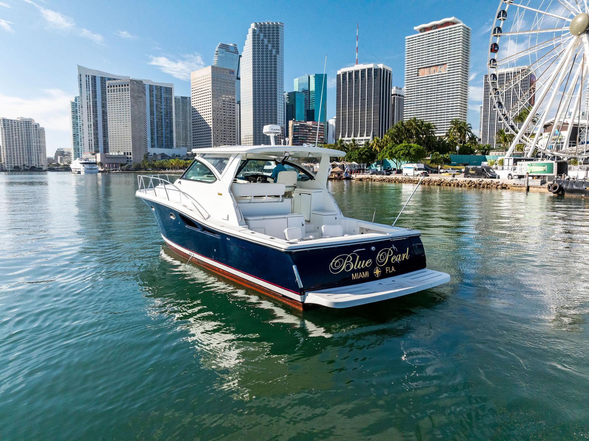 2004 Tiara Yachts 4200 Open Sports Cruiser for sale - YachtWorld