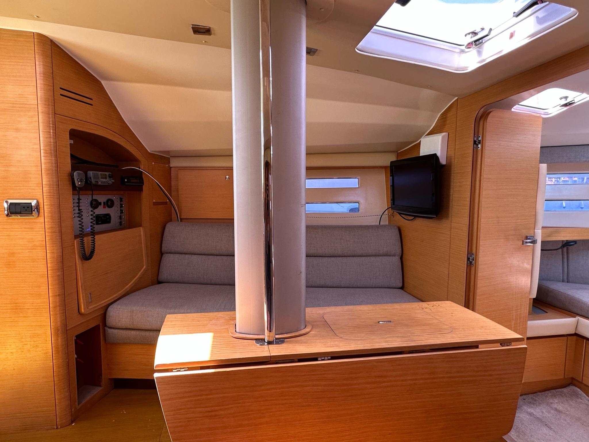 2013 Azuree 40 Racer/ Cruiser Segelboote Kaufen - YachtWorld