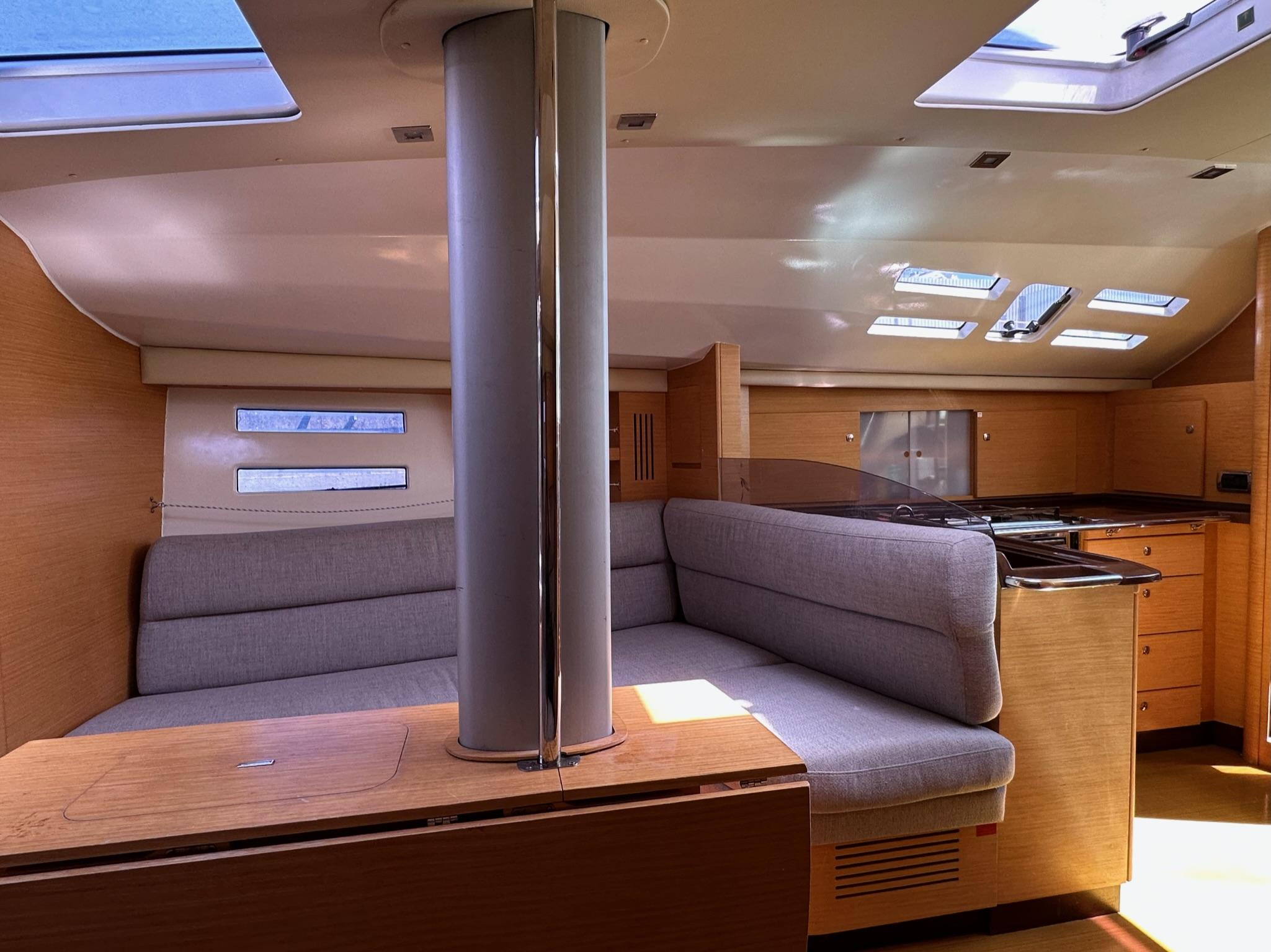 2013 Azuree 40 Racer/ Cruiser Segelboote Kaufen - YachtWorld