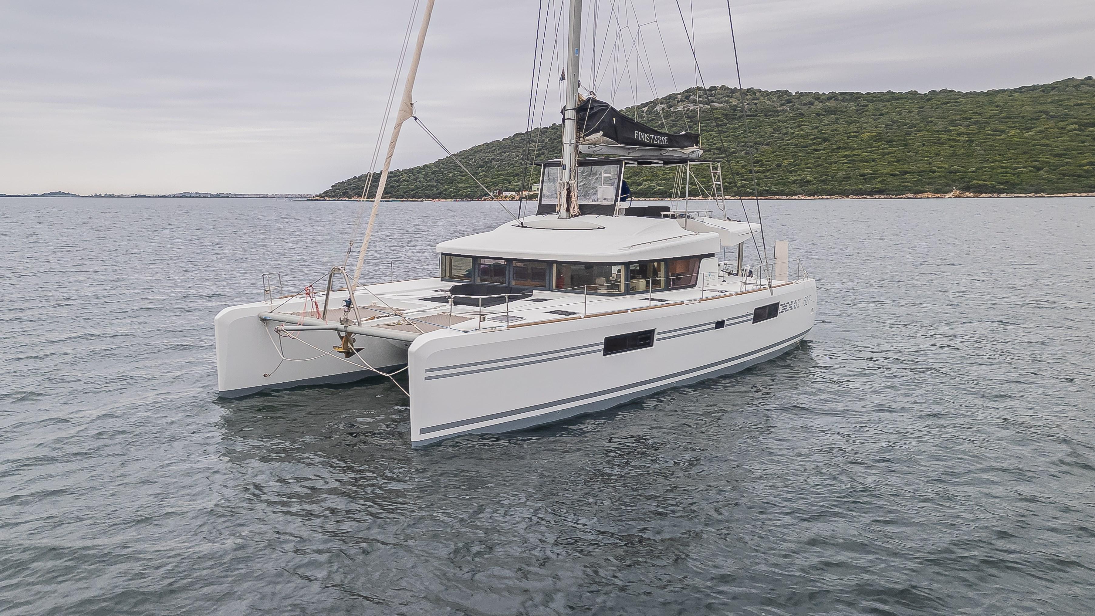 2017 Lagoon 52 Flybridge Unspecified for sale - YachtWorld