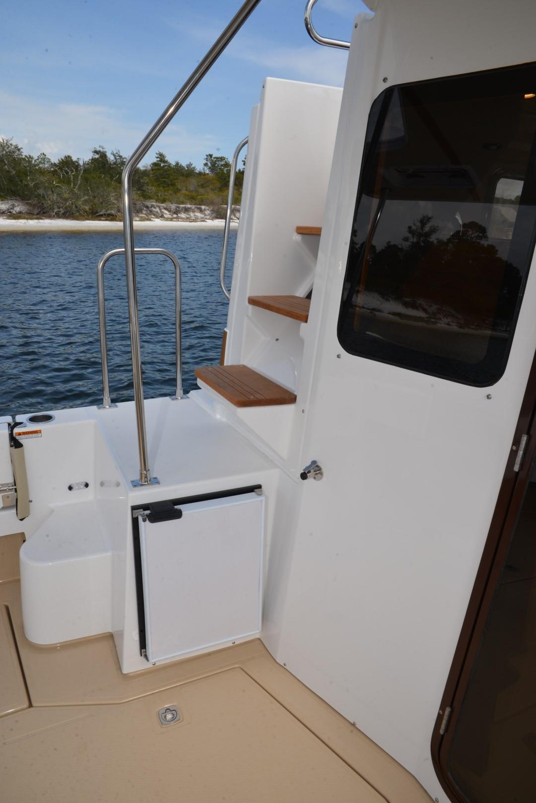 2024 Ranger Tugs R31 Command Bridge Kajütboot (Motor) Kaufen - YachtWorld