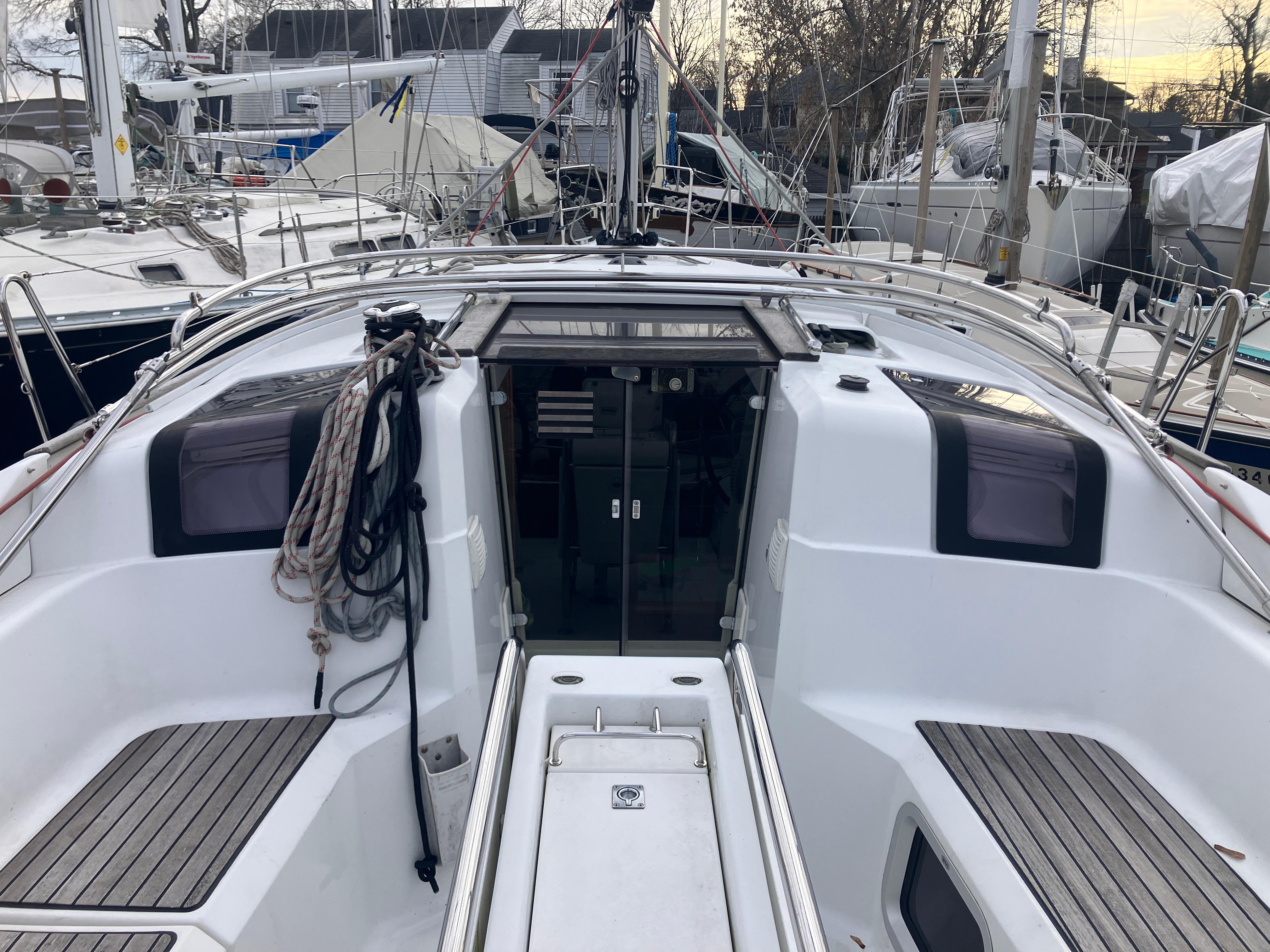 2018 Jeanneau Sun Odyssey 389 Sloop in vendita- YachtWorld